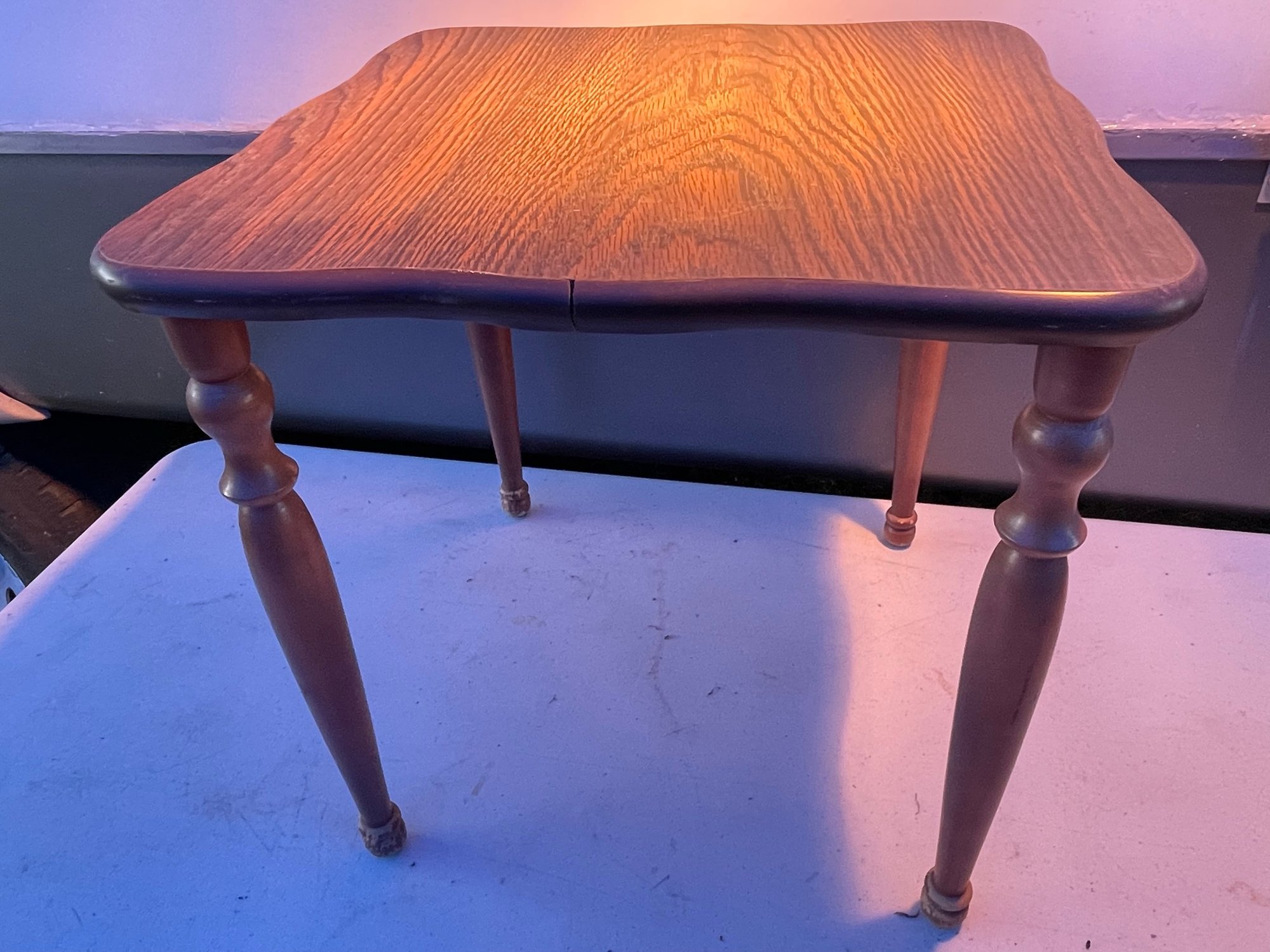 Cute Little End Table #6245 | Auctionninja.com