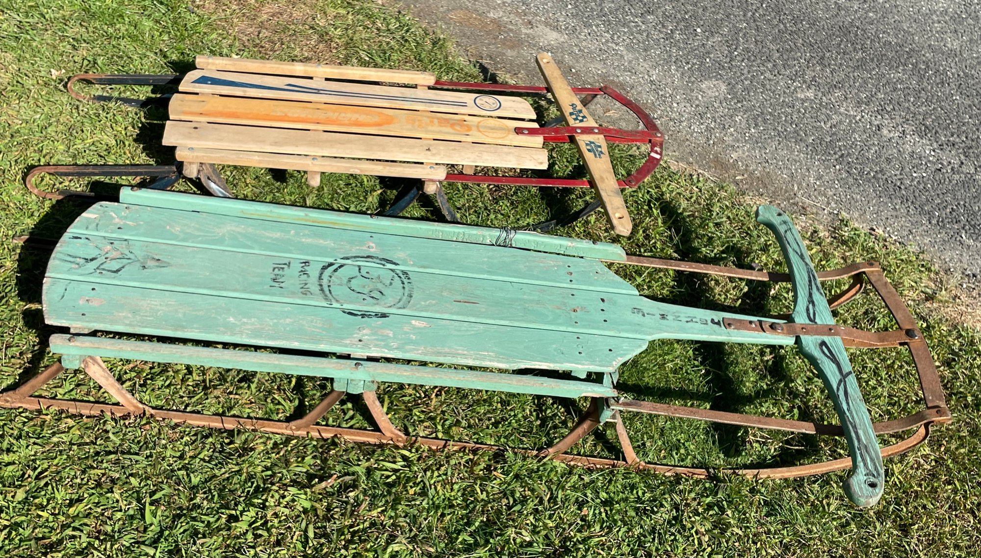Two Old Wood And Metal Racing Sleds #5577 | Auctionninja.com