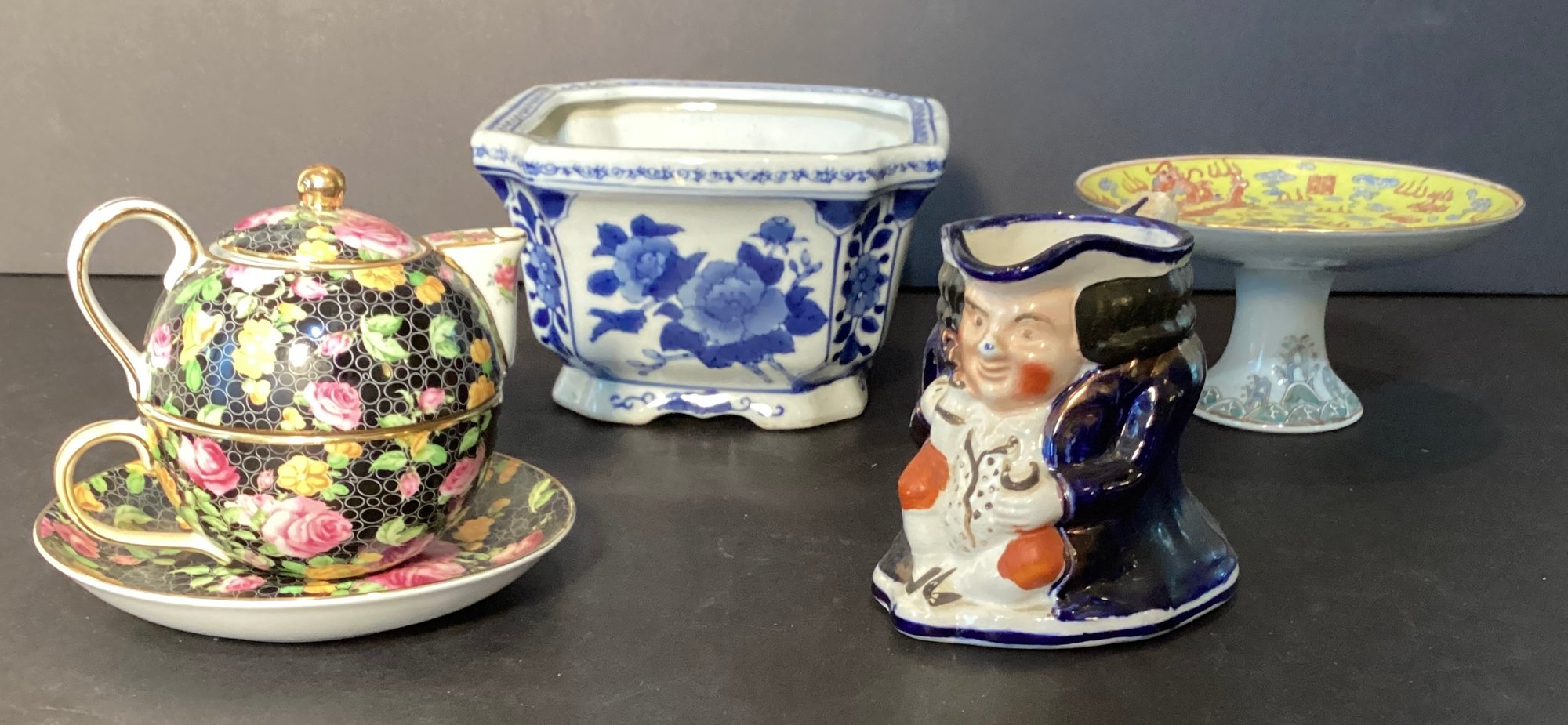 4 Vintage/antique Items: Toby Jug, Asian Pedestal Dish , Asian Planter ...