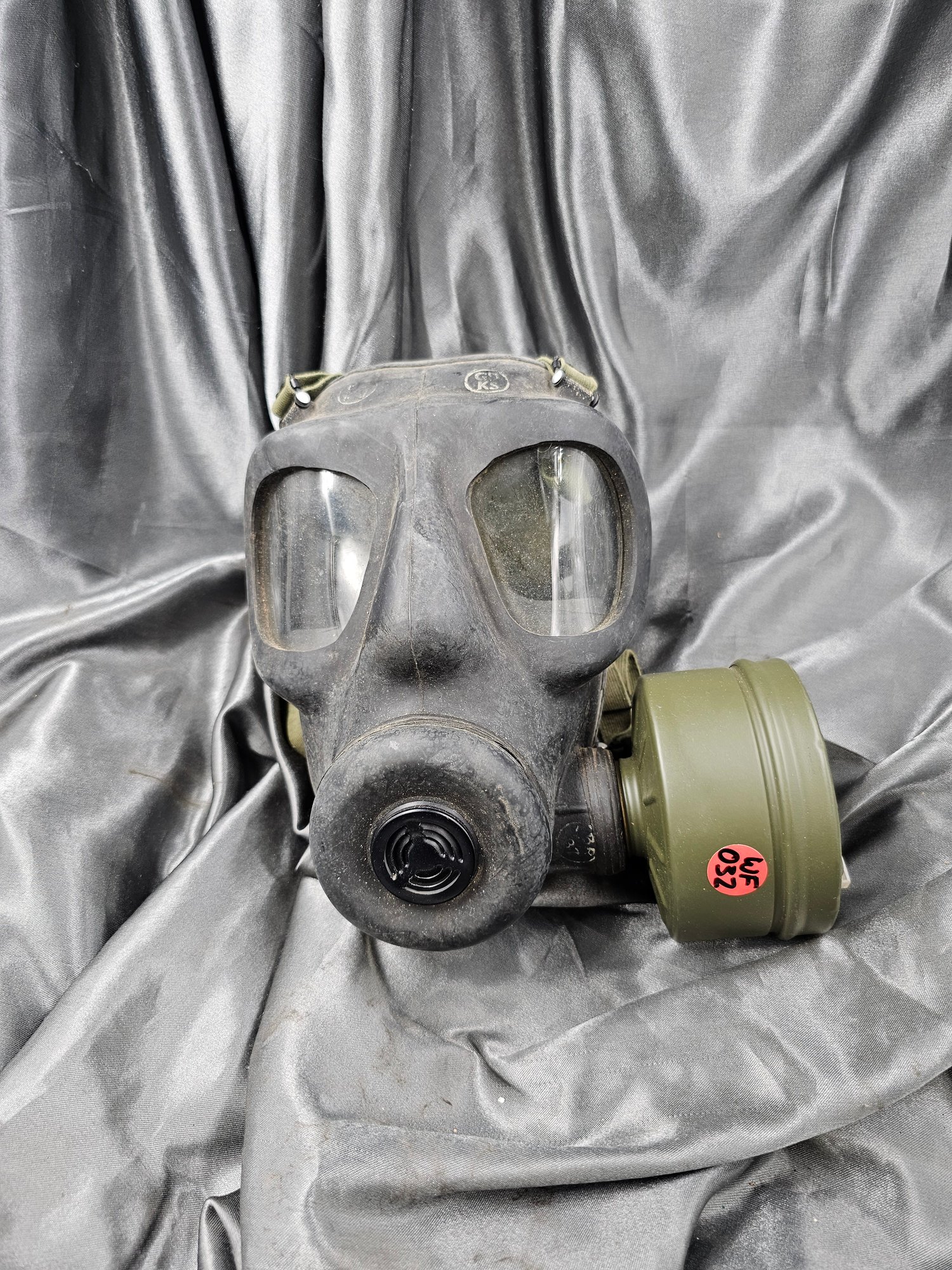 British Army S6 NBC Respirator #1815 | Auctionninja.com
