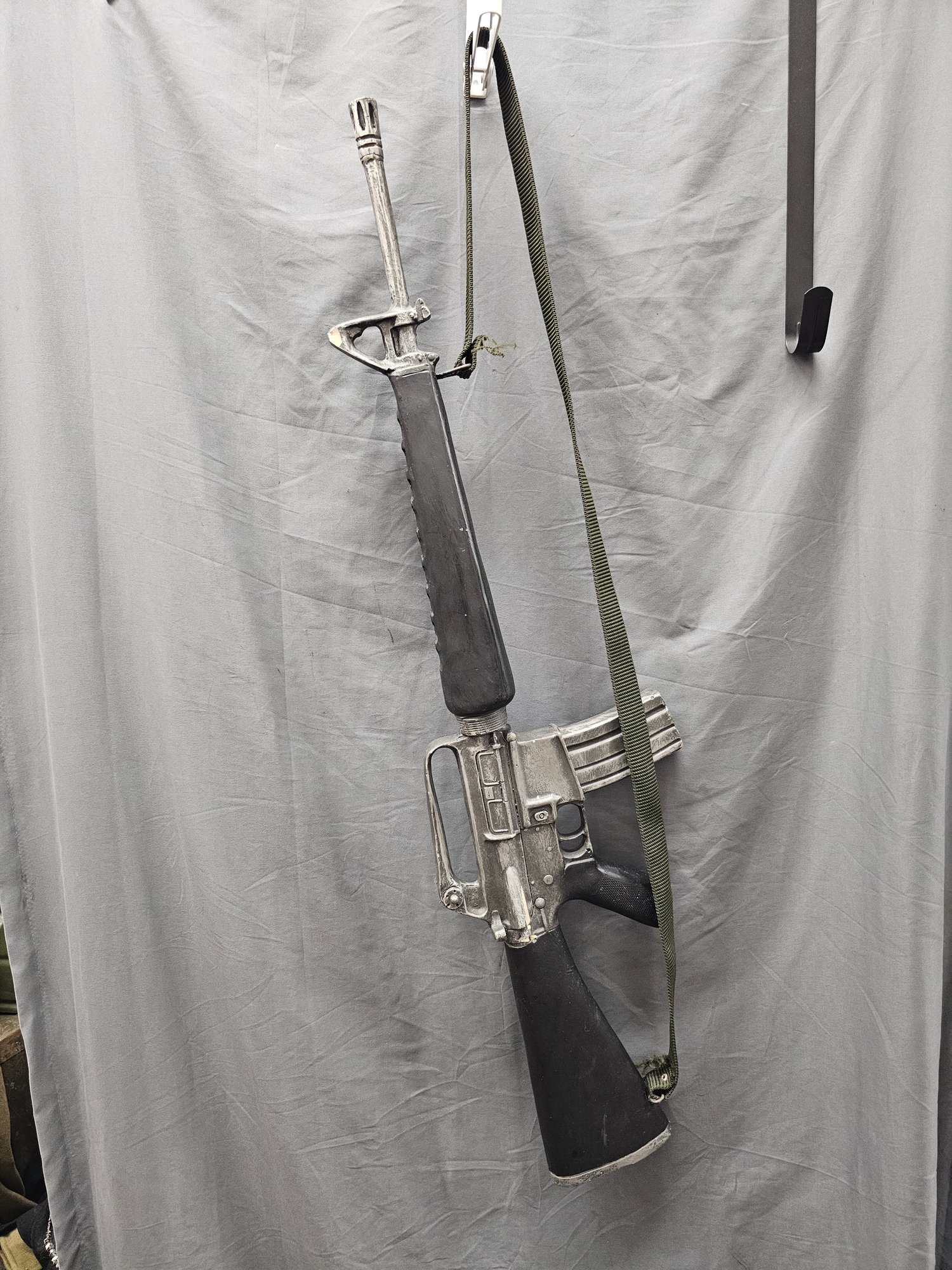 MOVIE PROP RESIN M16A1 RIFLE #2019 | Auctionninja.com