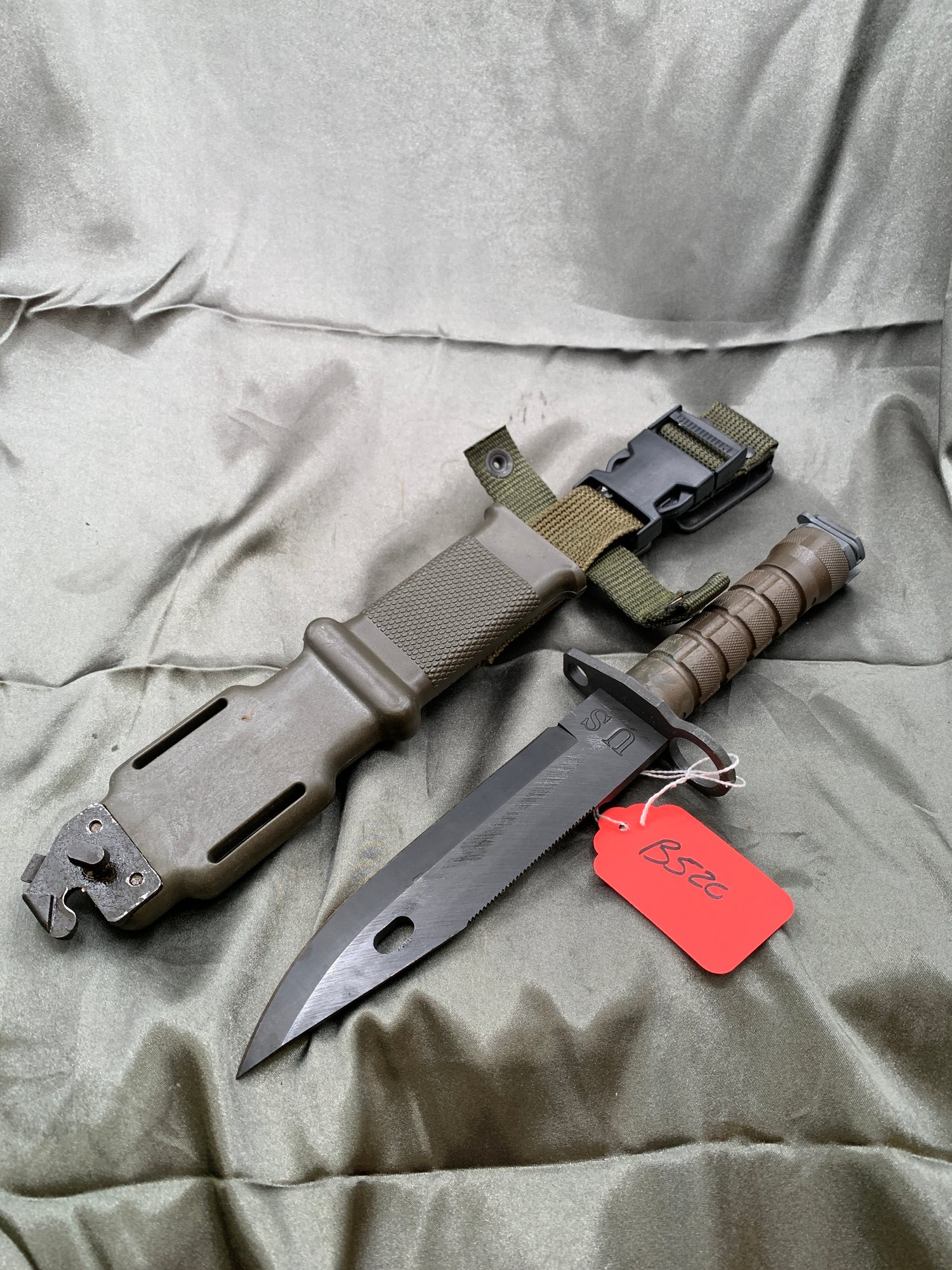 U.S. M9 BAYONET AND SCABBARD #2 #1908 | Auctionninja.com