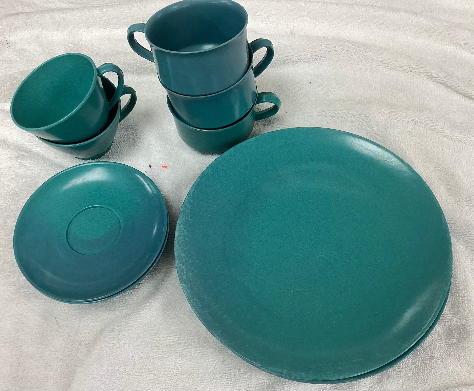 Blue Melmac Style Dinnerware #1466 | Auctionninja.com