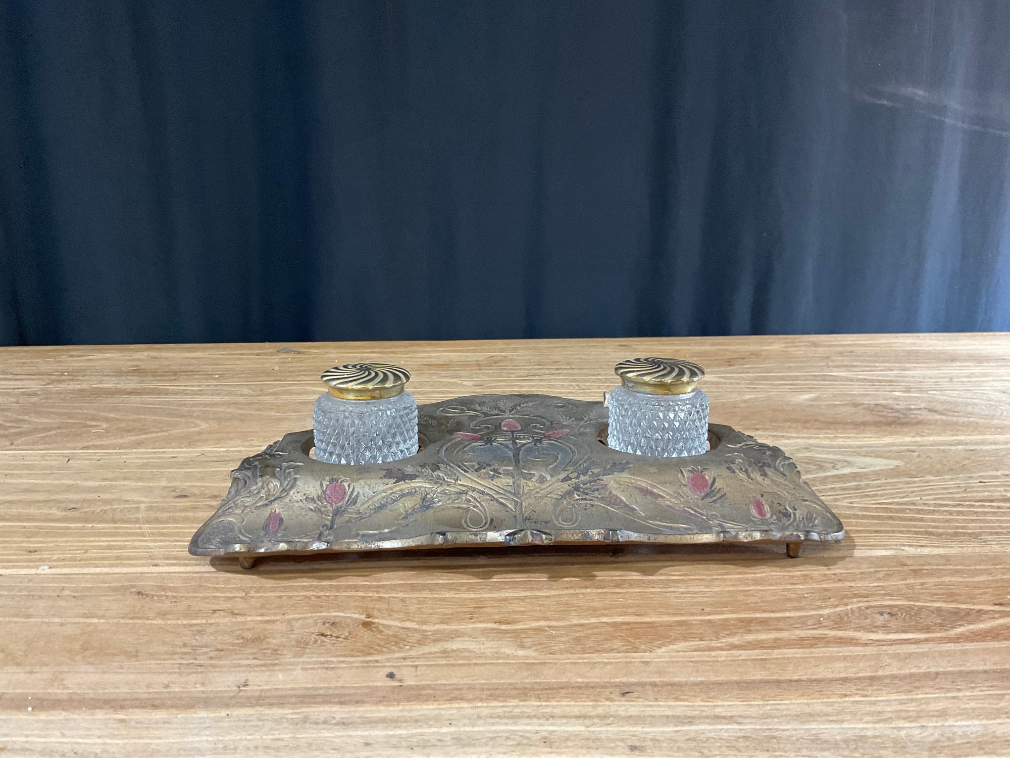 Antique Ink Well #3398 | Auctionninja.com
