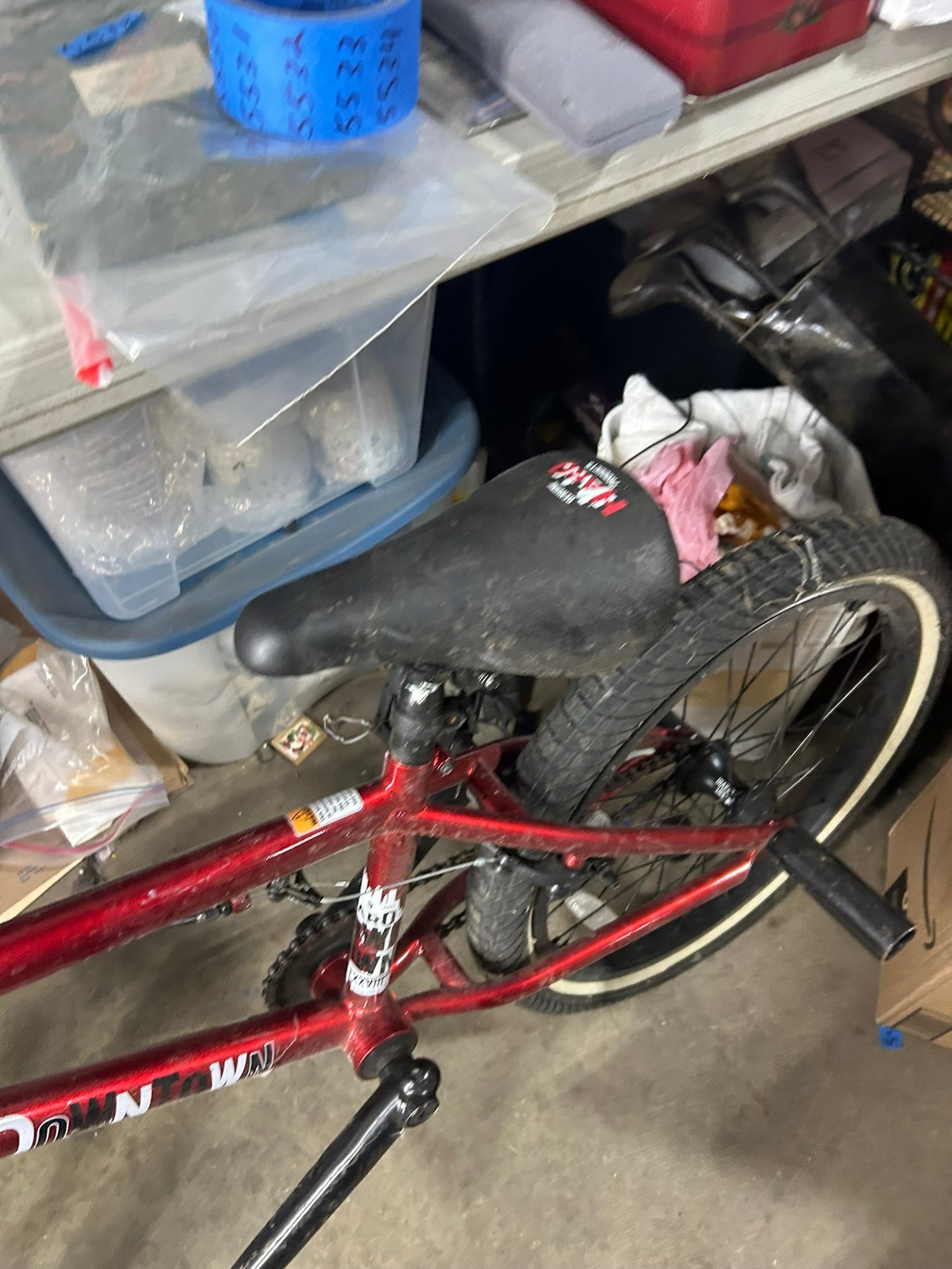 Red Haro Downtown DLX BMX Bike #5519 | Auctionninja.com