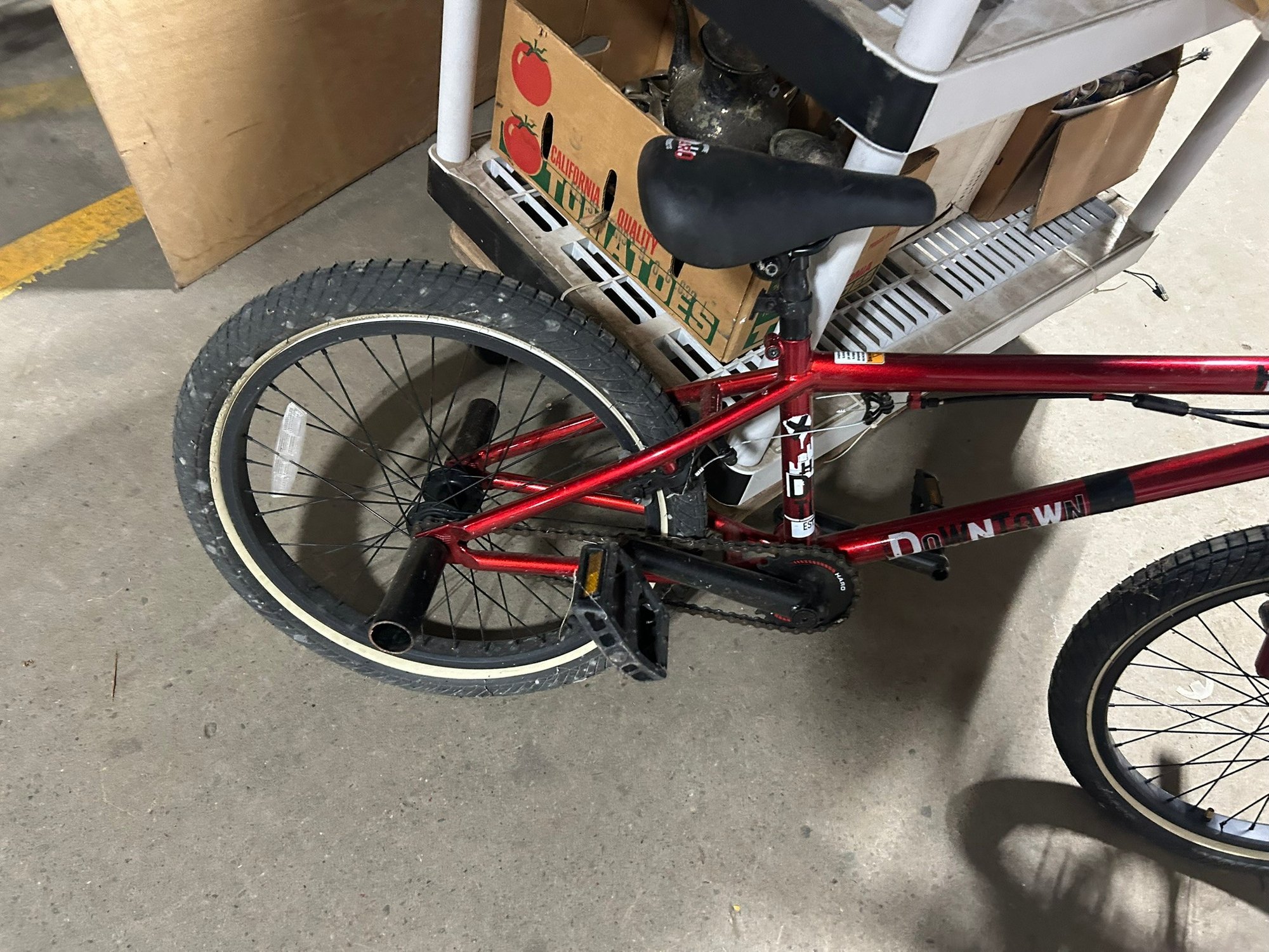 Red Haro Downtown DLX BMX Bike #5519 | Auctionninja.com