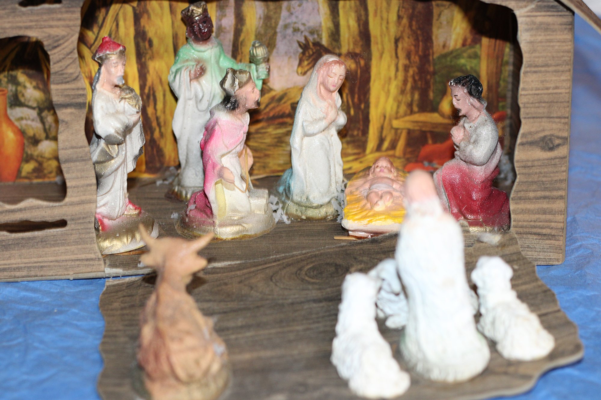 Vtg Heavy Board Manger Nativity Set #10962 | Auctionninja.com