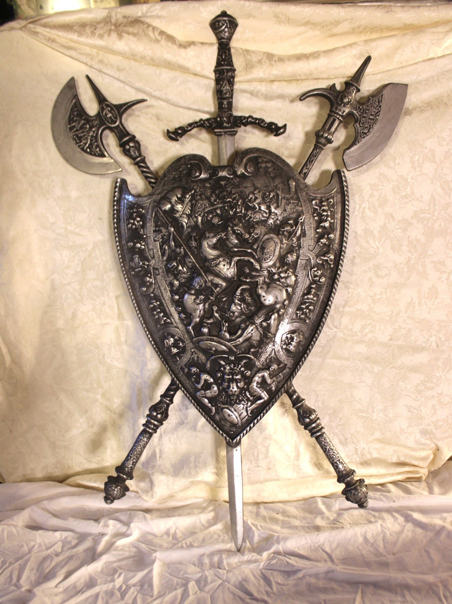 Decorative Wall Shield By Whitehall USA #15343 | Auctionninja.com