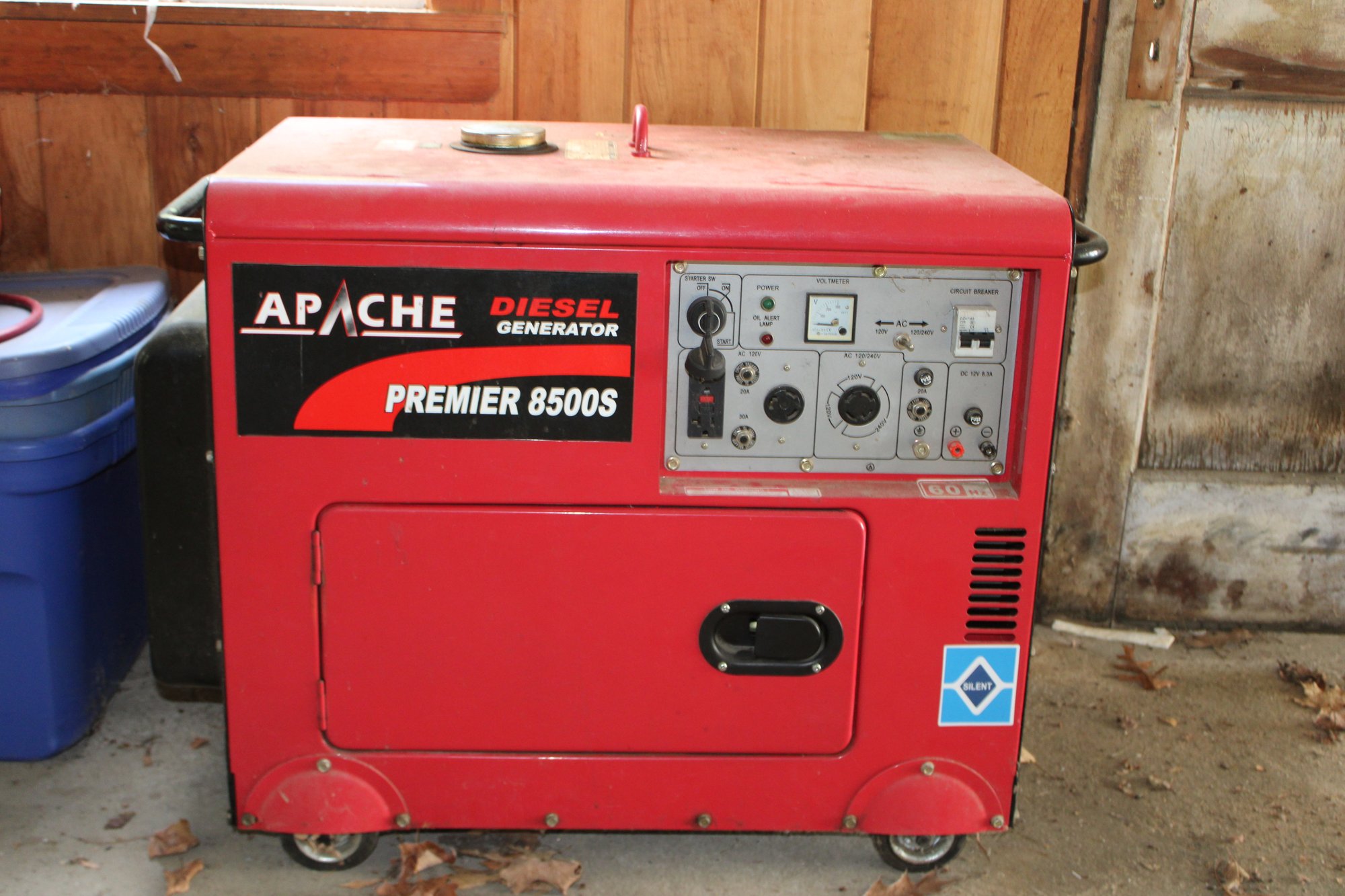 Apache Premier Generator #7634 | Auctionninja.com