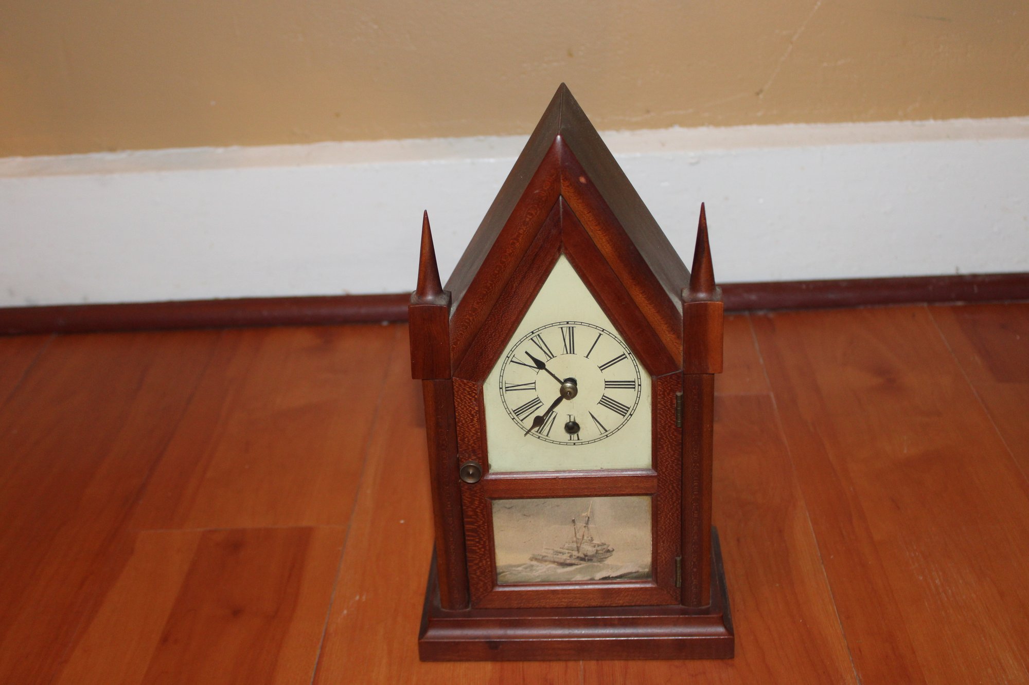 NEWARK CLOCK CO ? - ANTIQUE STEEPLE MANTLE CLOCK - NO KEY #8959 ...