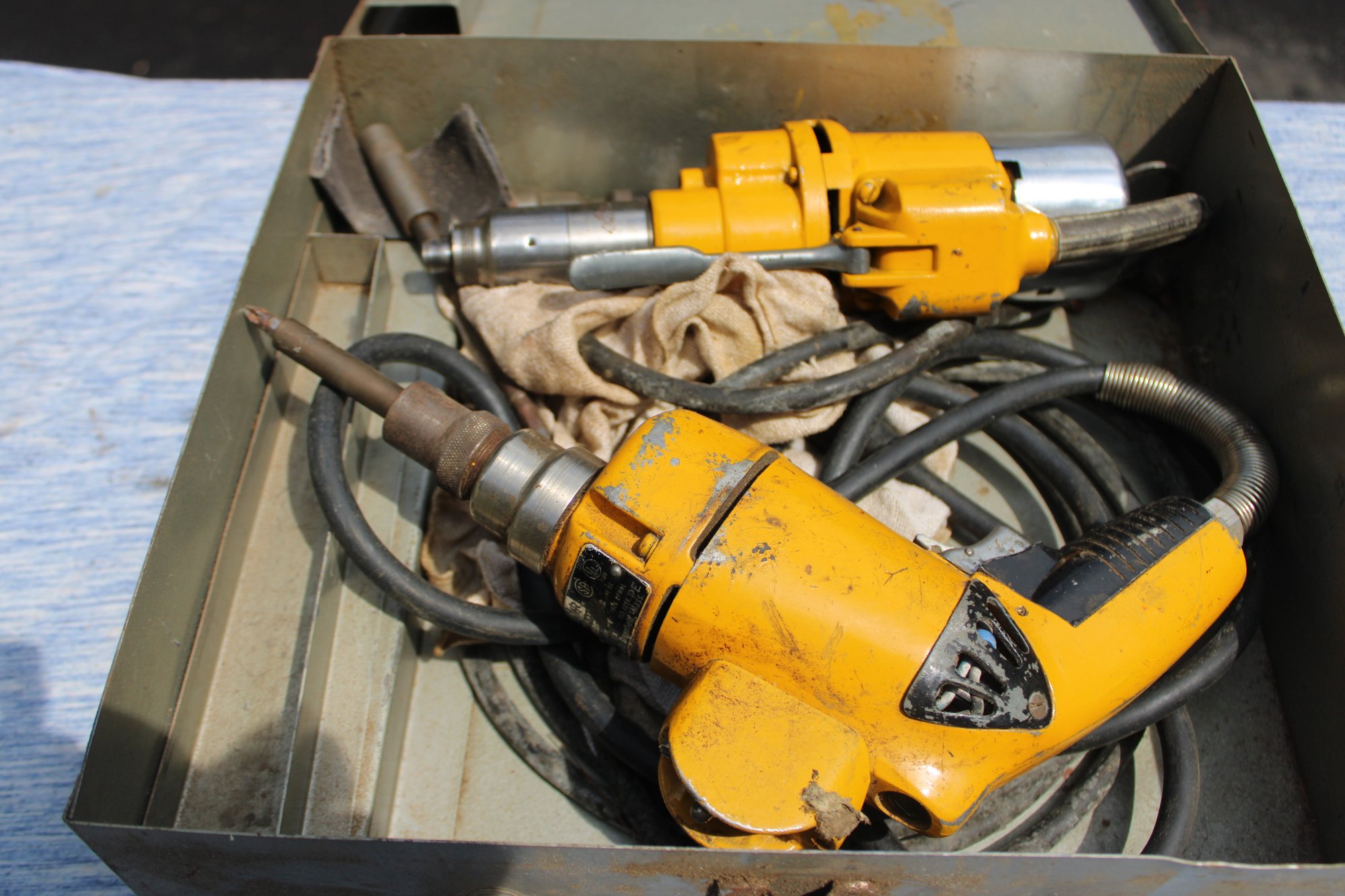 Miller Falls Electric Drills #9009 | Auctionninja.com