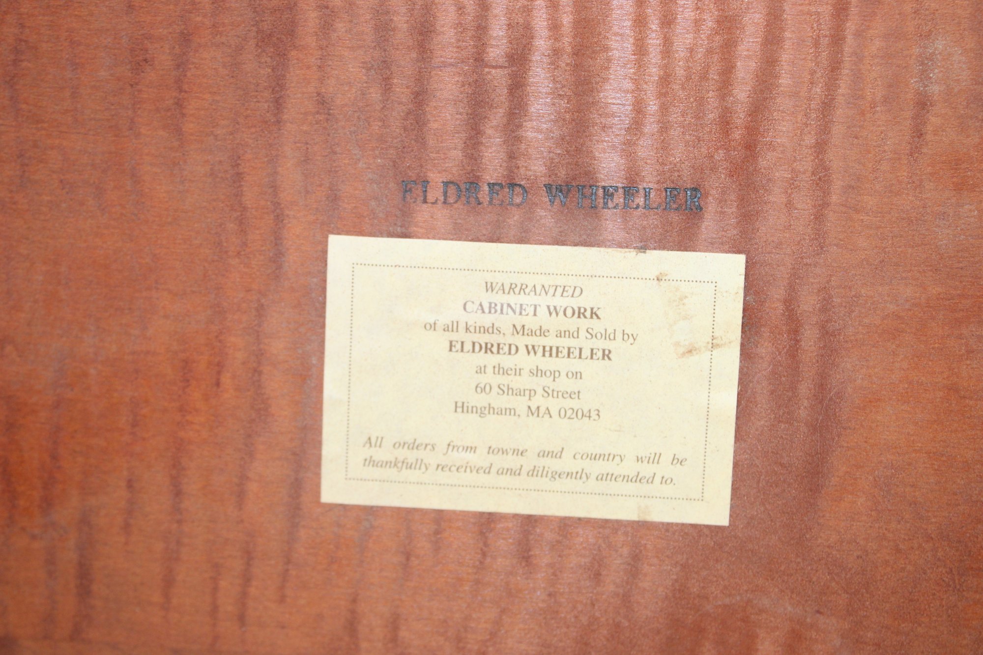ELDRED WHEELER SMALL POTTINGER TOP TEA TABLE #11778 | Auctionninja.com