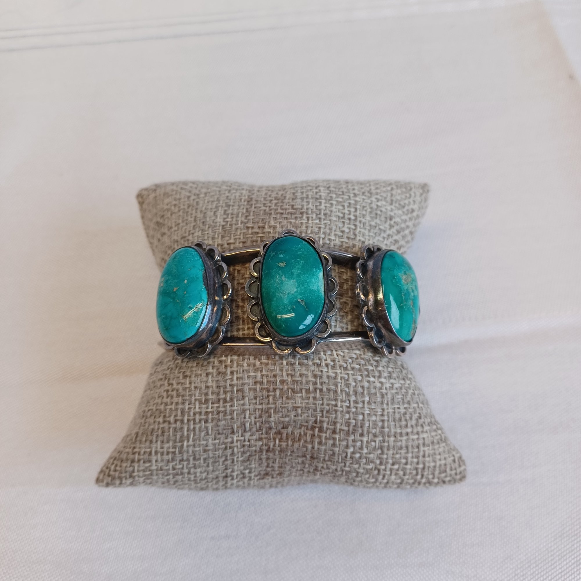 Sterling & Triple Turquoise Stone Cuff Bracelet #25930 | Auctionninja.com