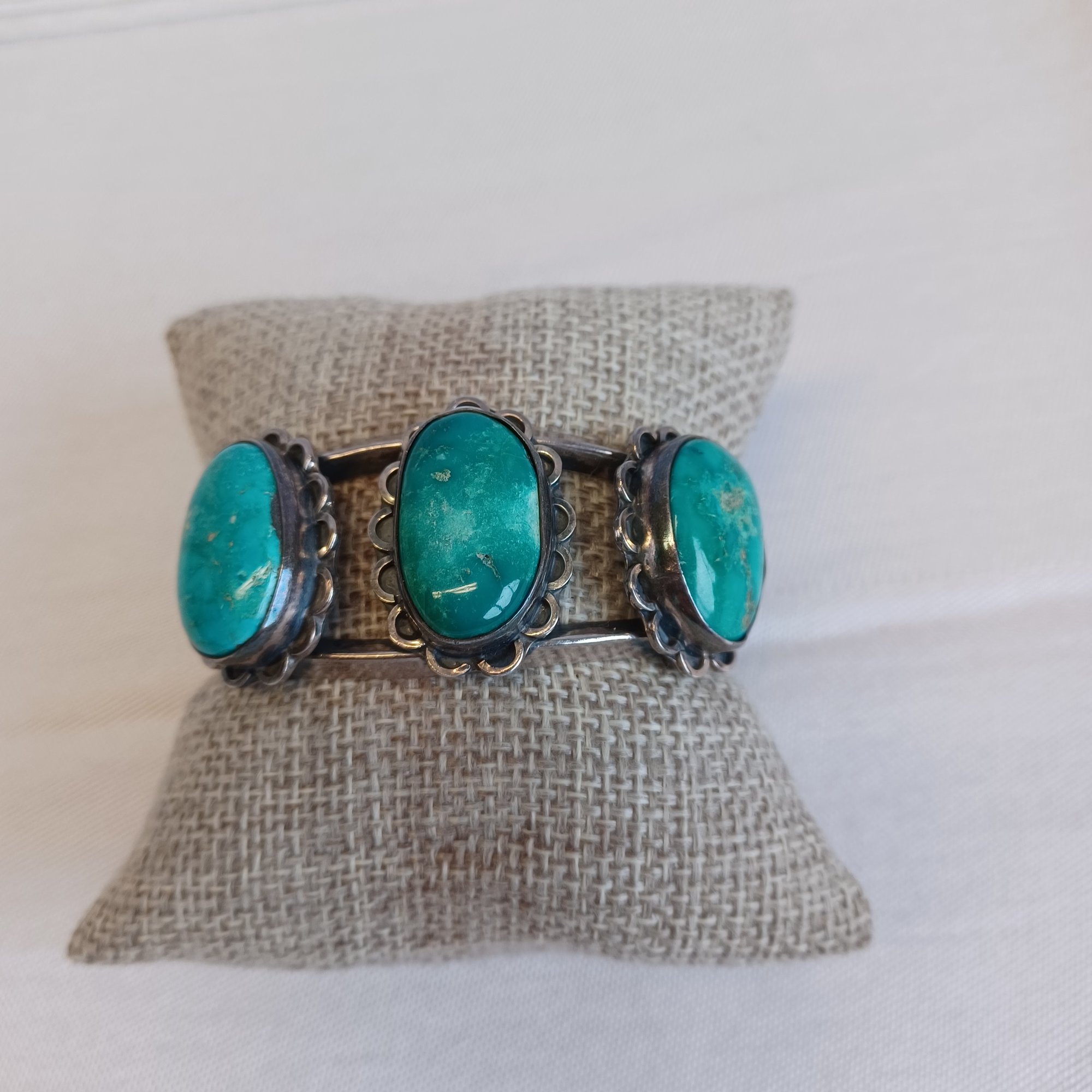 Sterling & Triple Turquoise Stone Cuff Bracelet #25930 | Auctionninja.com