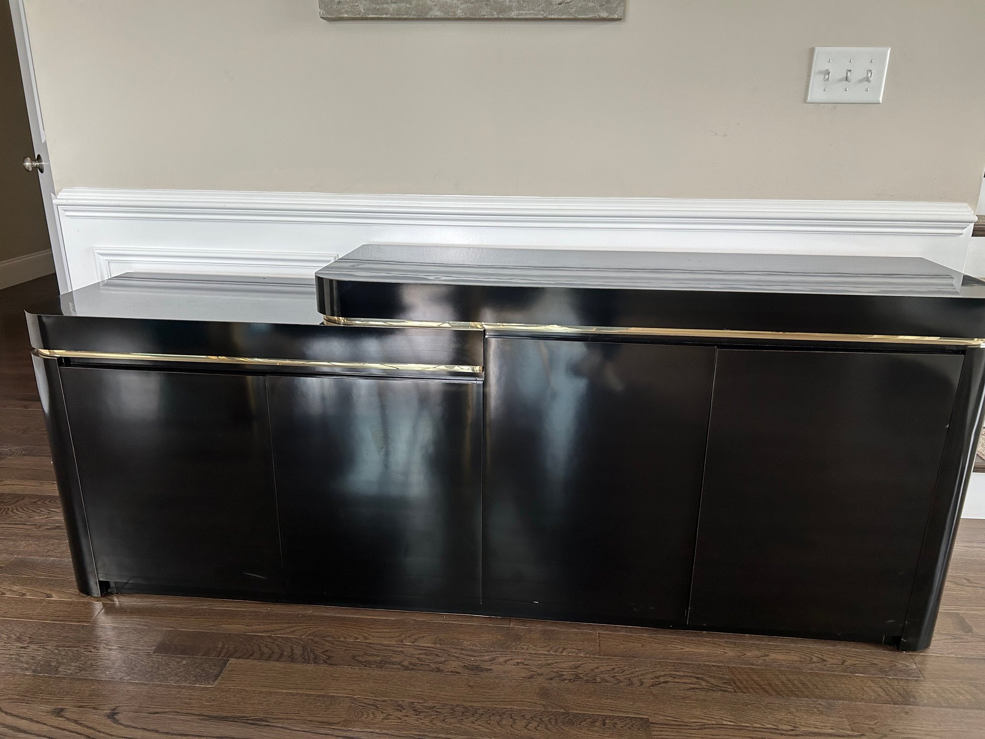 Black Laquer And Gold Trim Buffet. #9861 | Auctionninja.com