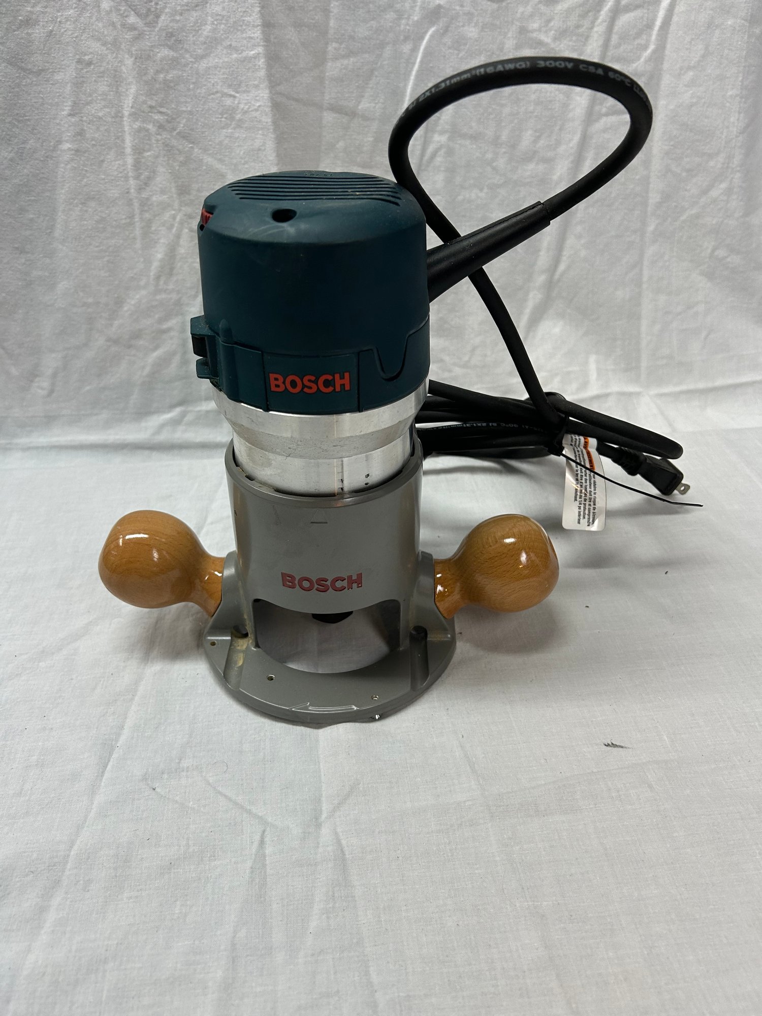 Bosch Router Motor (see Lot #118) (B) #10246 | Auctionninja.com