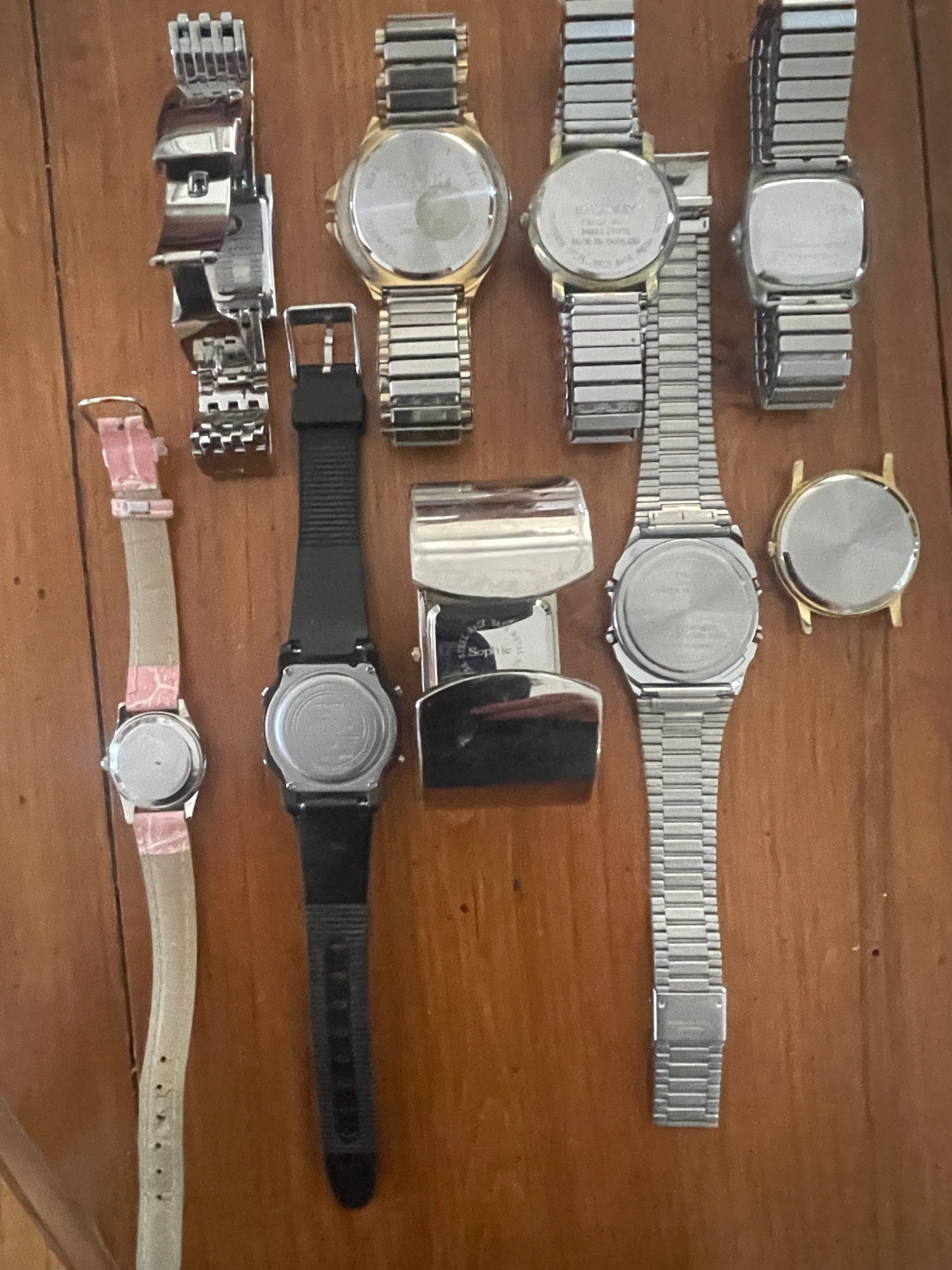 Quartz Watch Collection #27022 | Auctionninja.com
