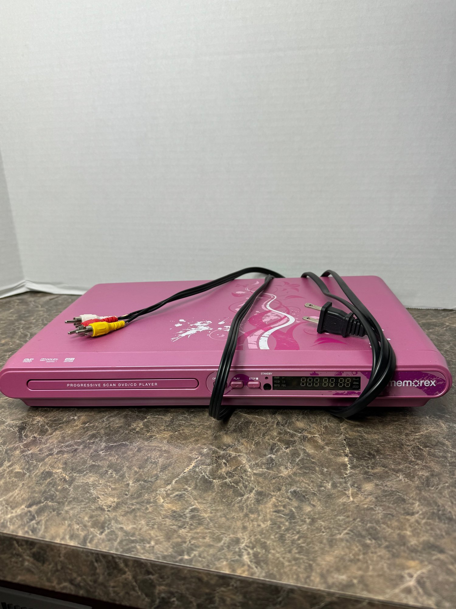Memorex Pink DVD CD Player Combo Device #11333 | Auctionninja.com