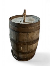 Antique Rum Barrel (B) #15706 | Auctionninja.com