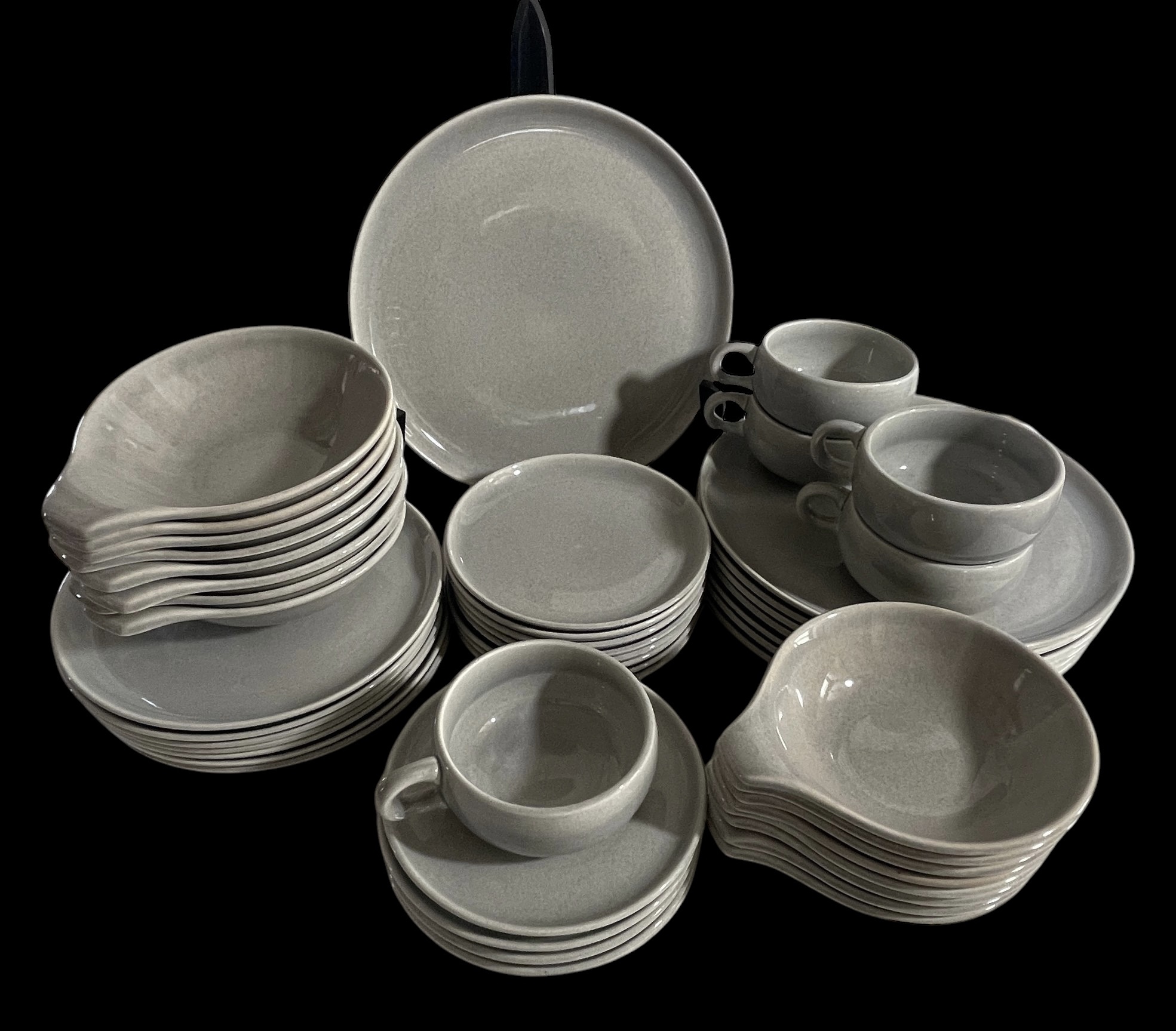 Russell Wright, Granite Gray, Steubenville Dinnerware,(DR) #18557 | Auctionninja.com