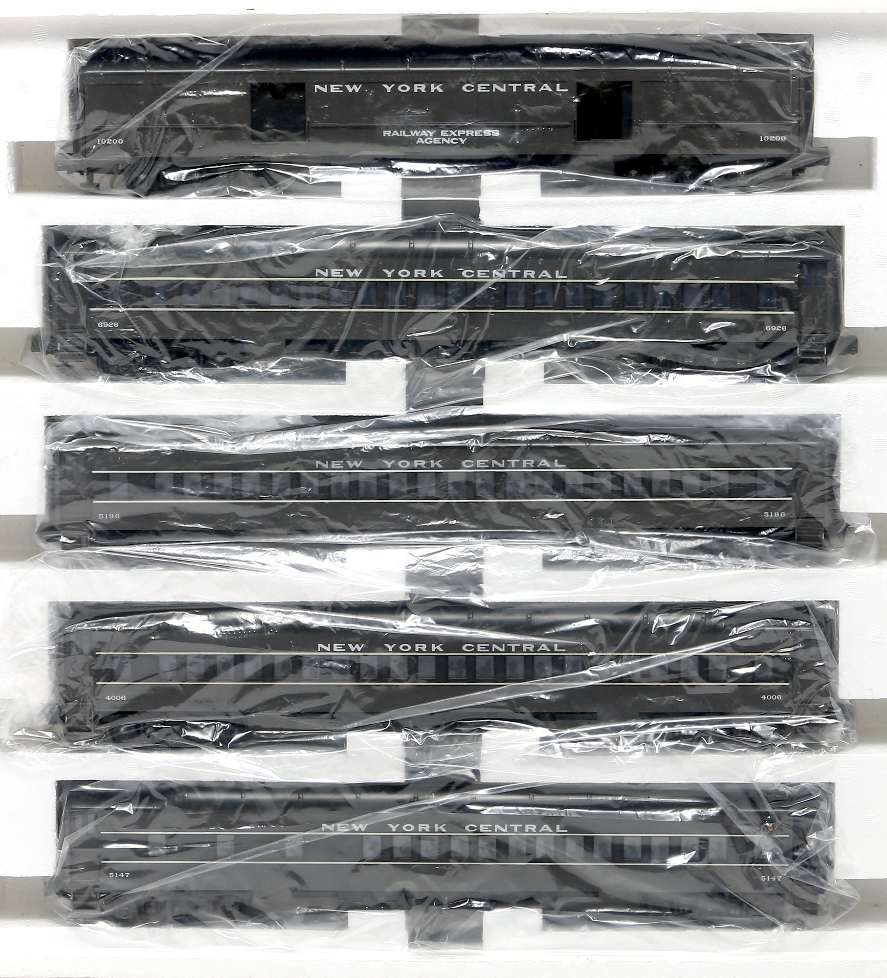 Madison Scale 5 Car Set #139358 | Auctionninja.com