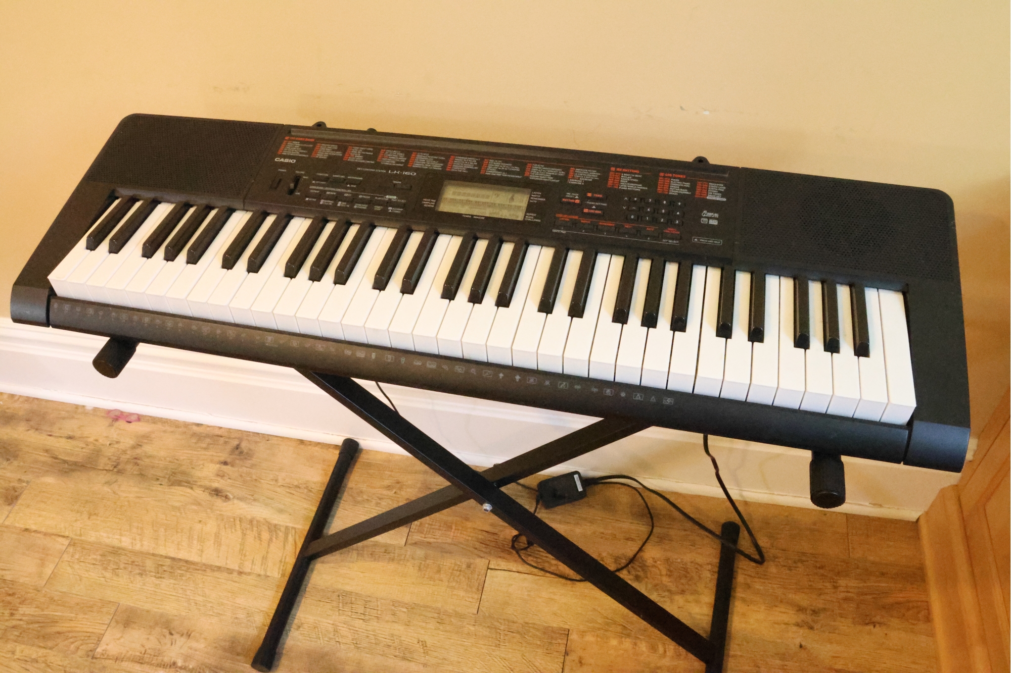 Casio LK-160 Keyboard With Stand #160621 | Auctionninja.com