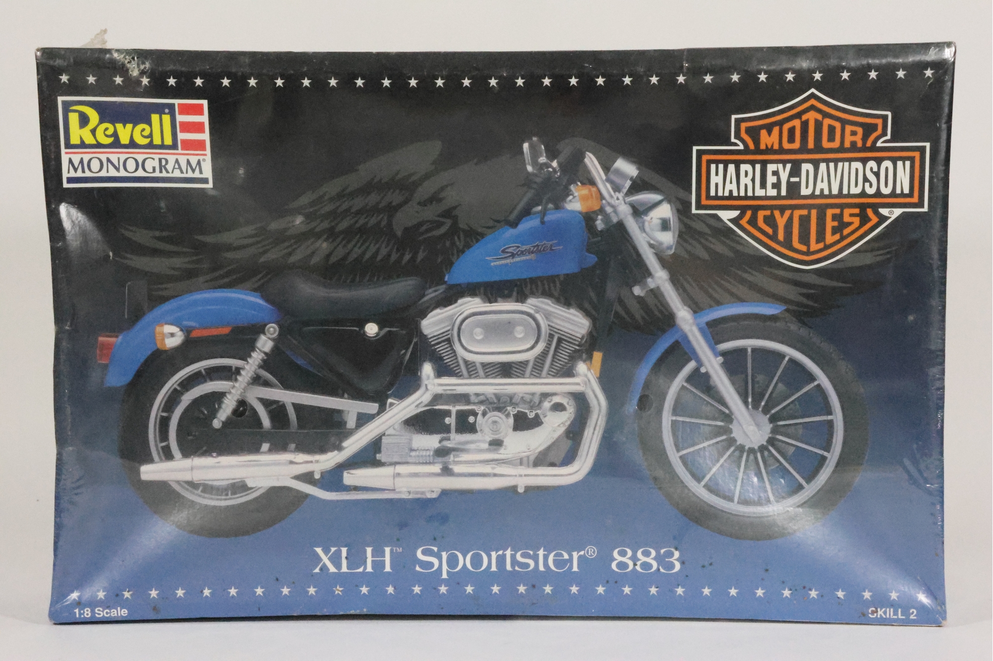 Harley-Davidson XLH Sportster 883 Revell Kit #160385 | Auctionninja.com