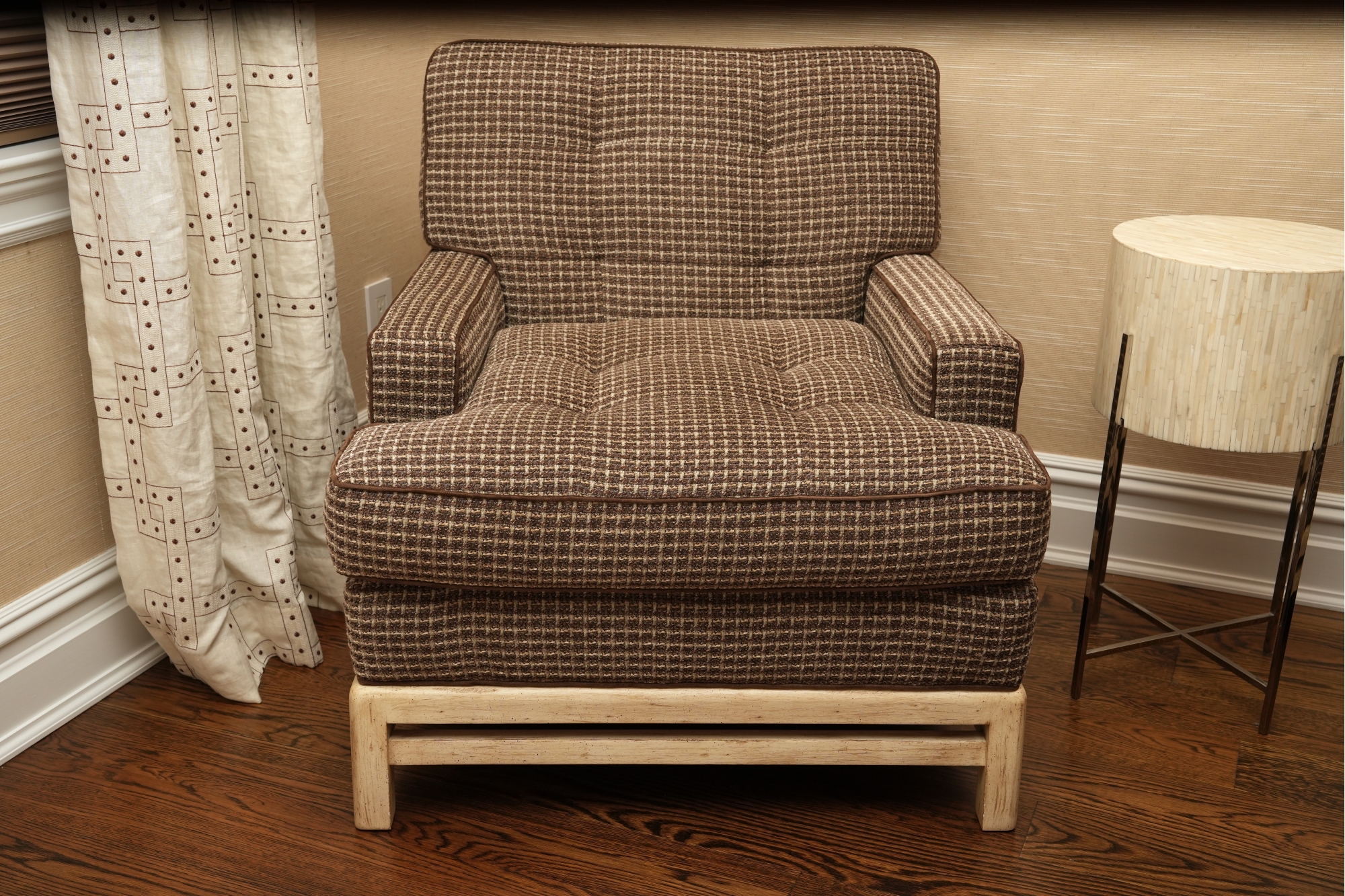 Pair Of Pearson Custom Upholstered Club Chairs #165848 | Auctionninja.com
