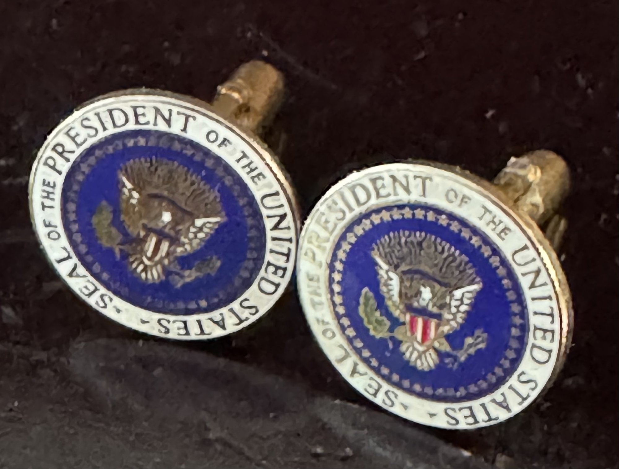 Set Of Authentic "President Of The United States" Cufflinks Gift From ...