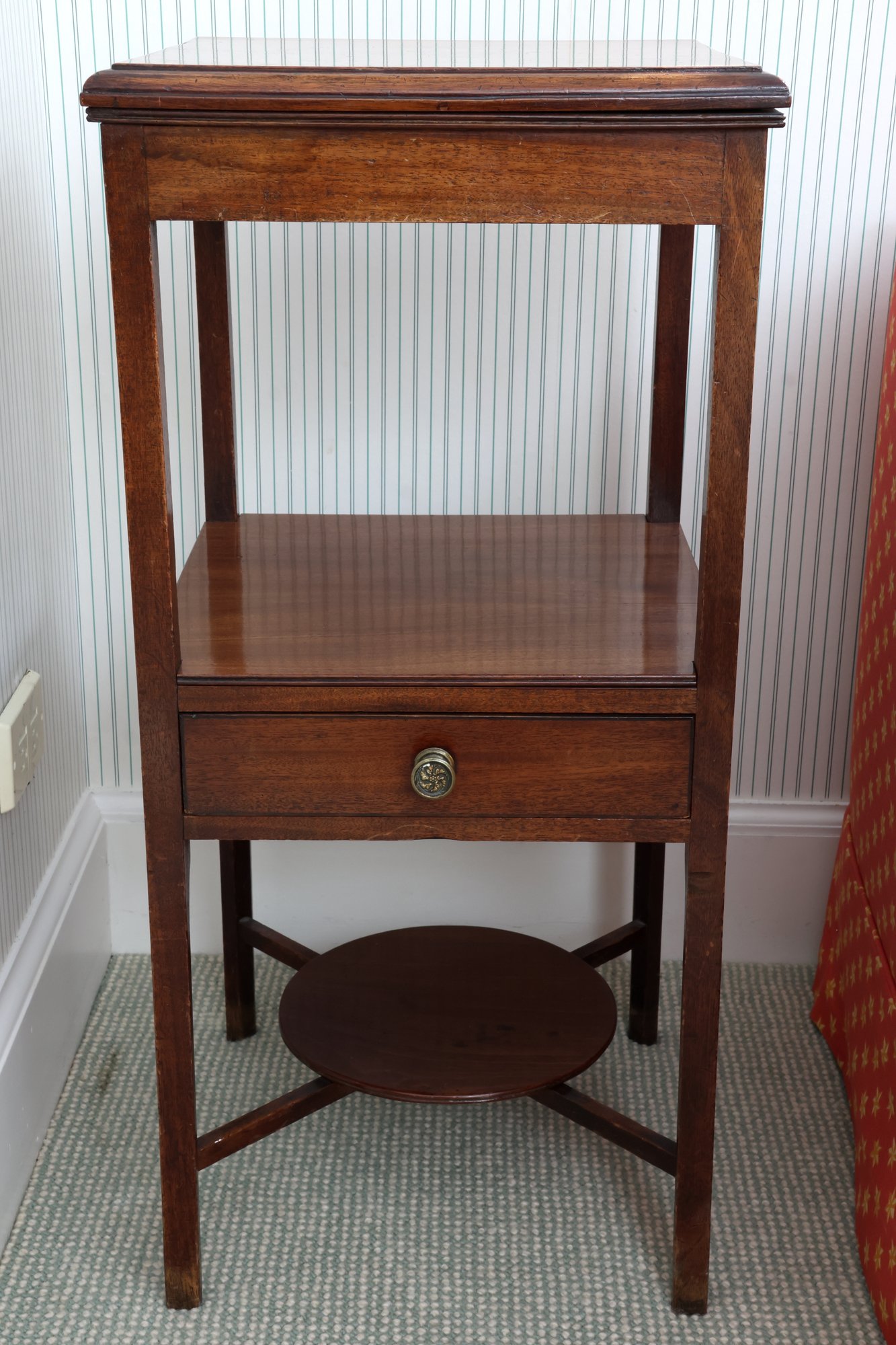 Antique Wooden Side Table #146350 | Auctionninja.com