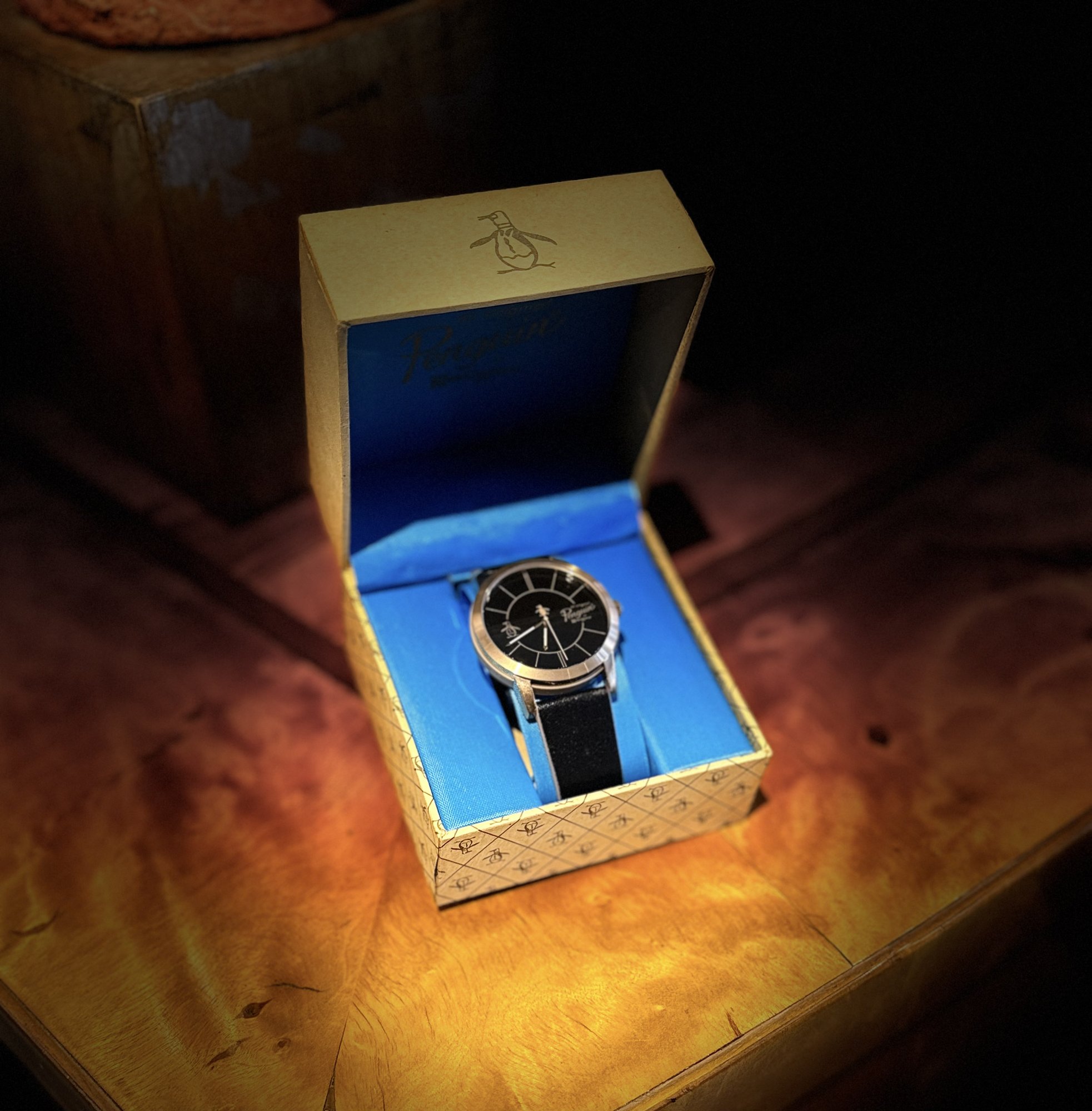 Penguin Watch In Gift Box - NEW Never Worn #165987 | Auctionninja.com