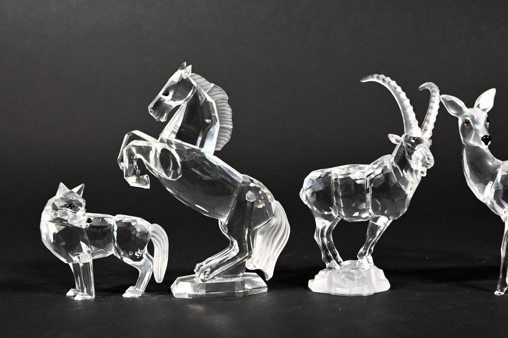 Swarovski Crystal Animal Figurine Collection #159968 | Auctionninja.com