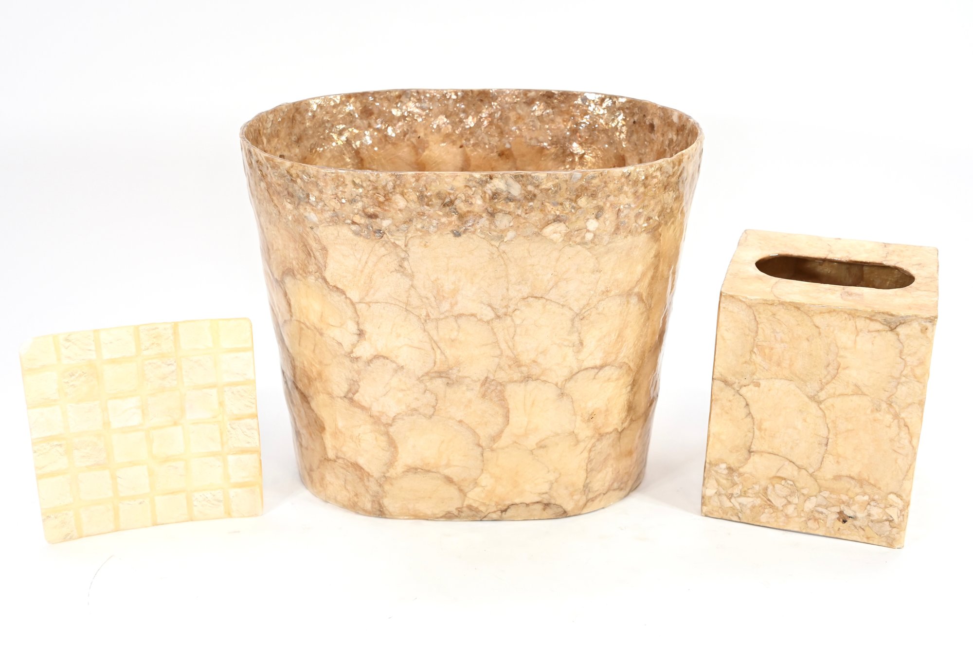 Three-Piece Capiz Shell Bathroom Set #169920 | Auctionninja.com