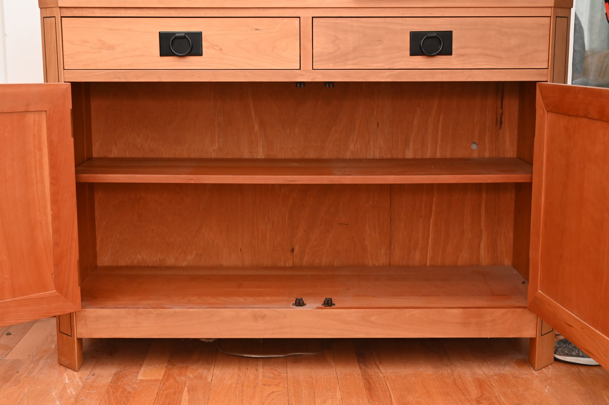 Stickley Solid Cherry Sideboard Cabinet #155324 | Auctionninja.com