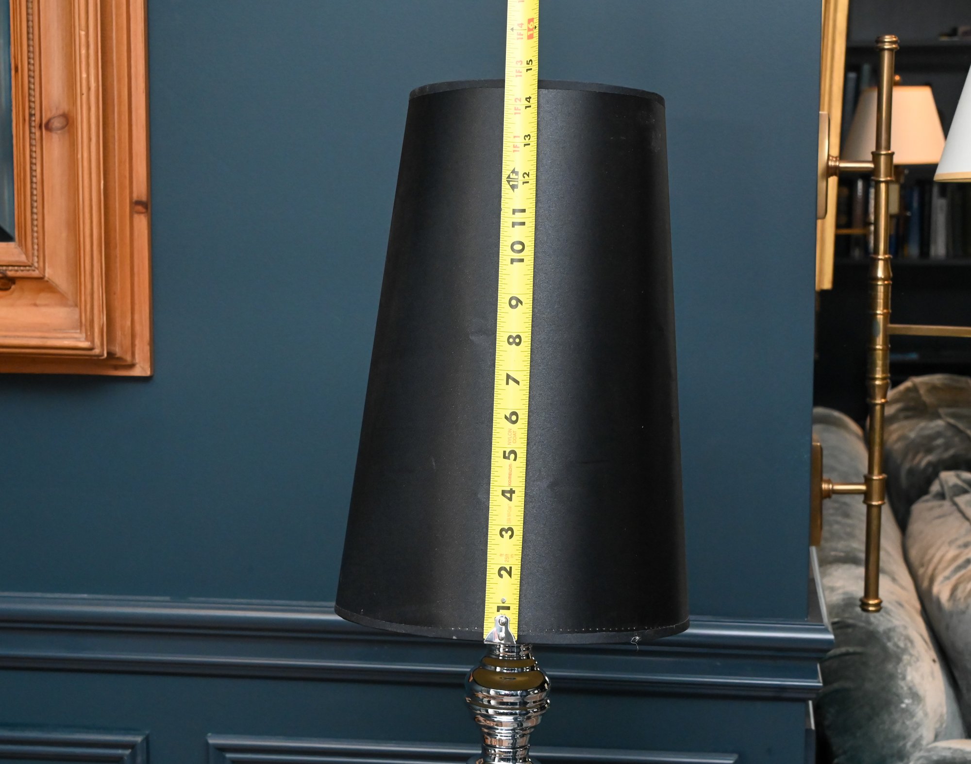 Hayden Silver Slim Glass Table Lamp #171637 | Auctionninja.com