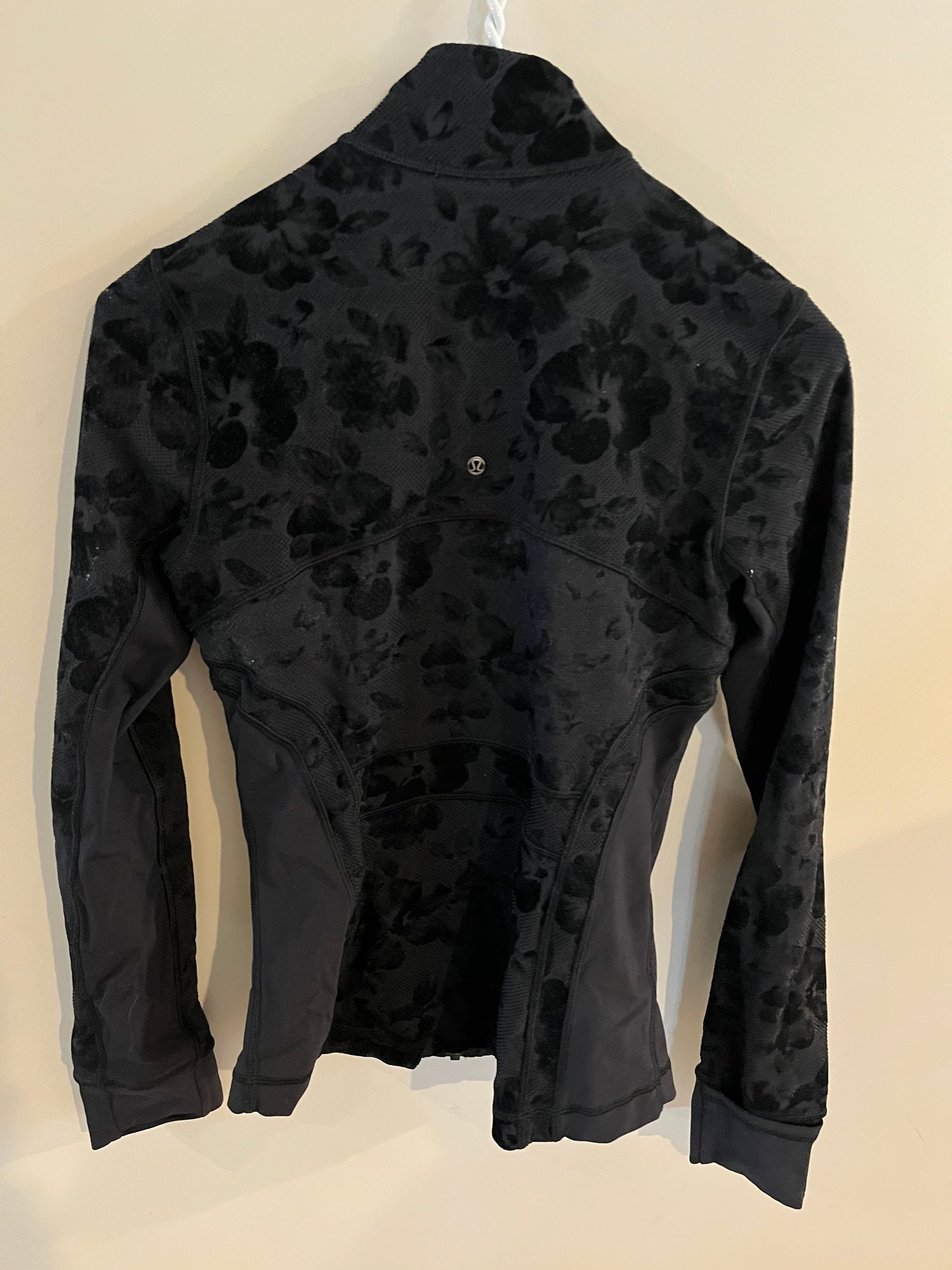 Lululemon Flocked Define Jacket #3428 | Auctionninja.com