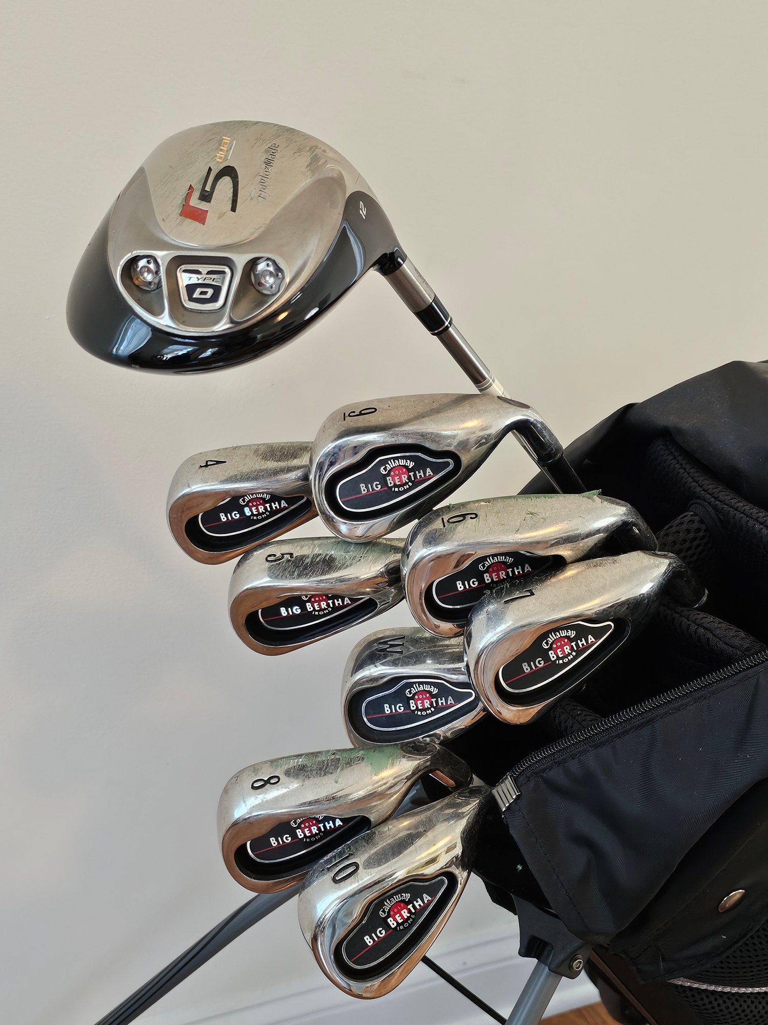 Nike Golf Bag With Golf Club Set - Callaway Big Bertha Irons ...