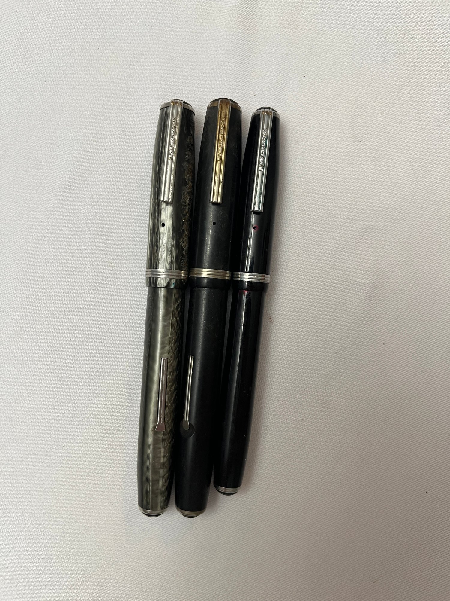 Lot Of 3 Vintage Fountain Pens #3092 | Auctionninja.com