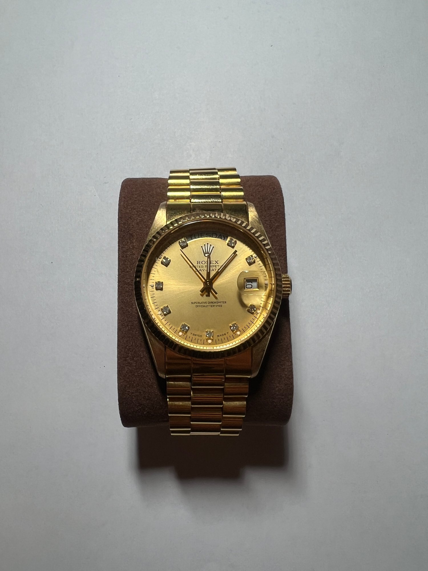 Men's "Rolex Gold Day-Date" Watch #1005 | Auctionninja.com