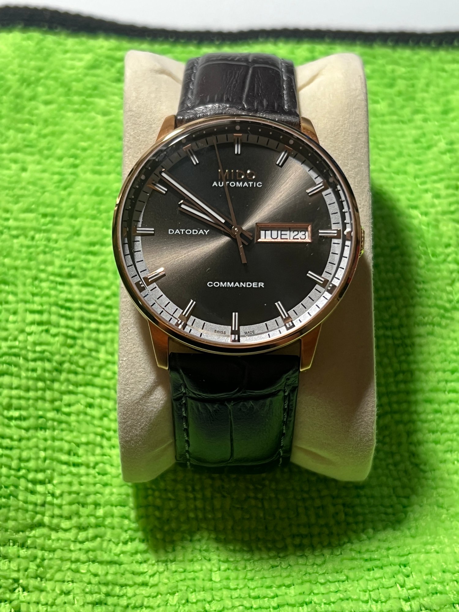 MIDO Commander Watch #1298 | Auctionninja.com