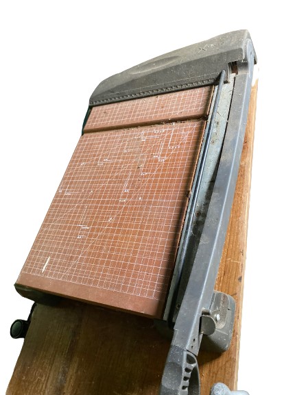 Large Paper Cutter #11718 | Auctionninja.com