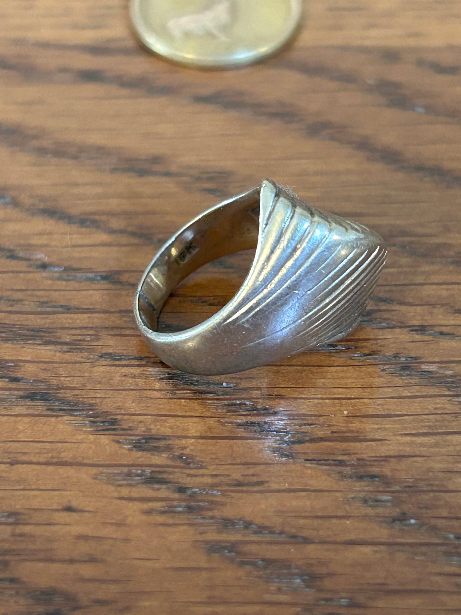 10k Gold Ring And Chain 6.7 Grams #26305 | Auctionninja.com