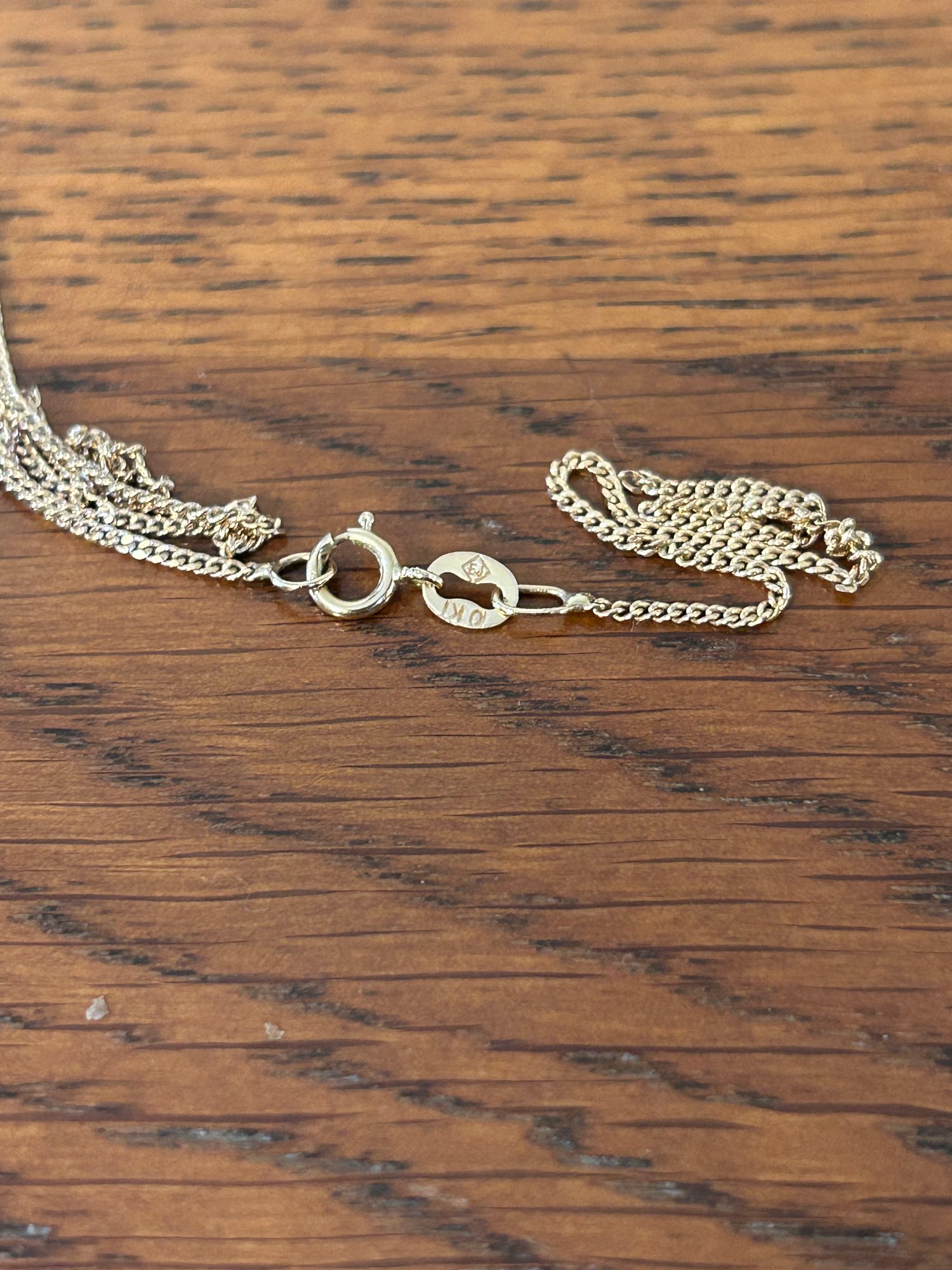 10k Gold Ring And Chain 6.7 Grams #26305 | Auctionninja.com