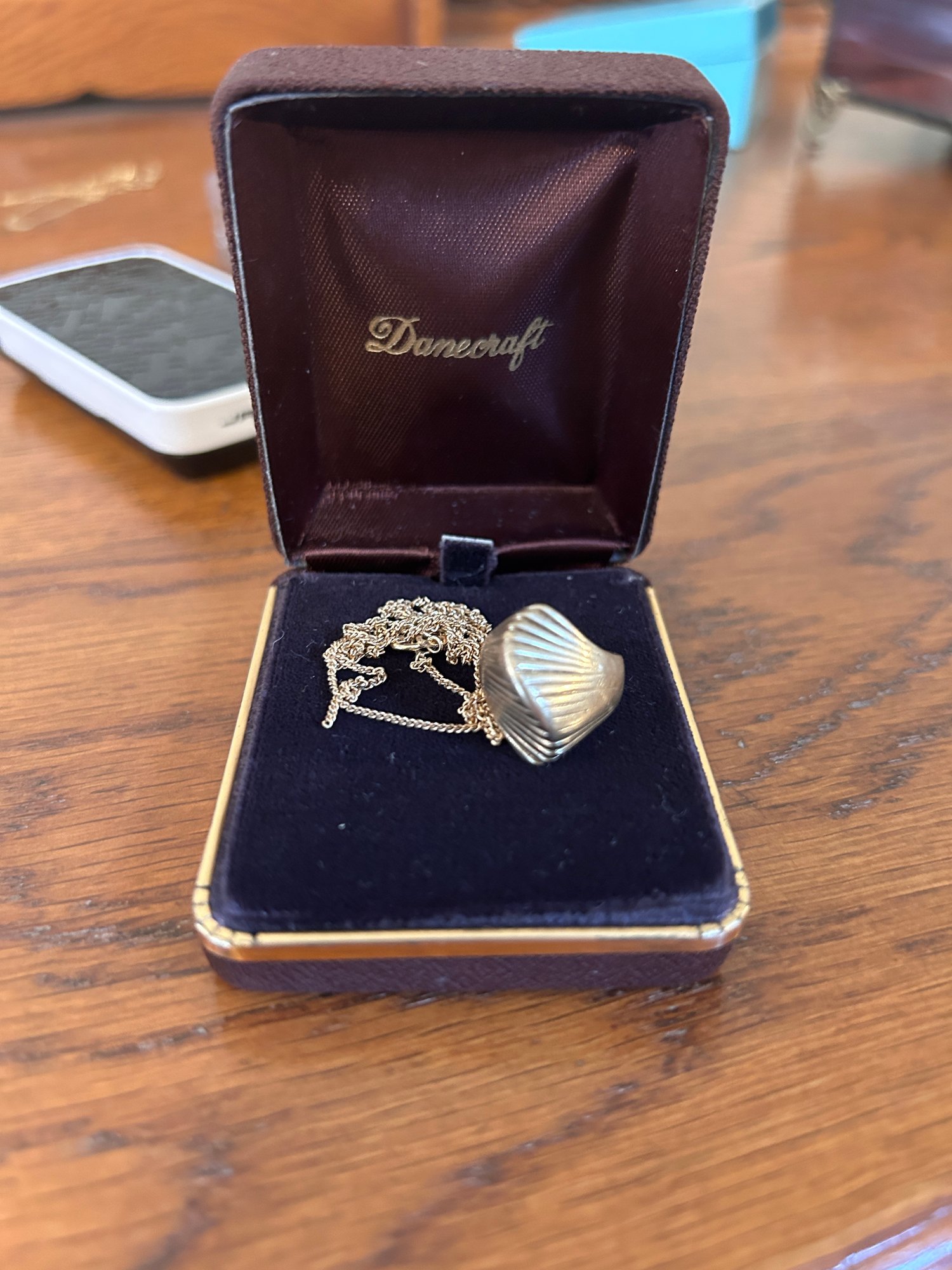 10k Gold Ring And Chain 6.7 Grams #26305 | Auctionninja.com