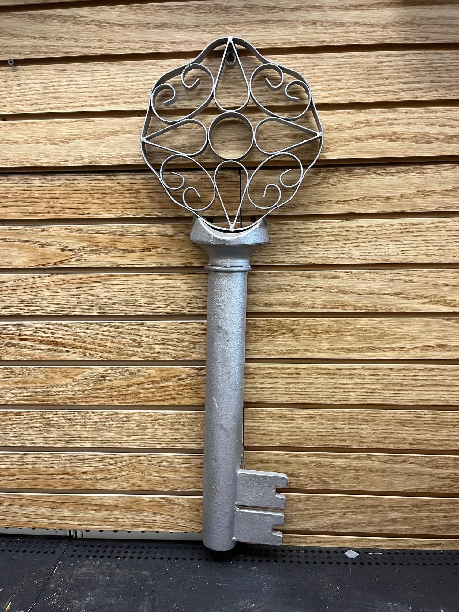 Large Decorative Key Wall Decor #29137 | Auctionninja.com