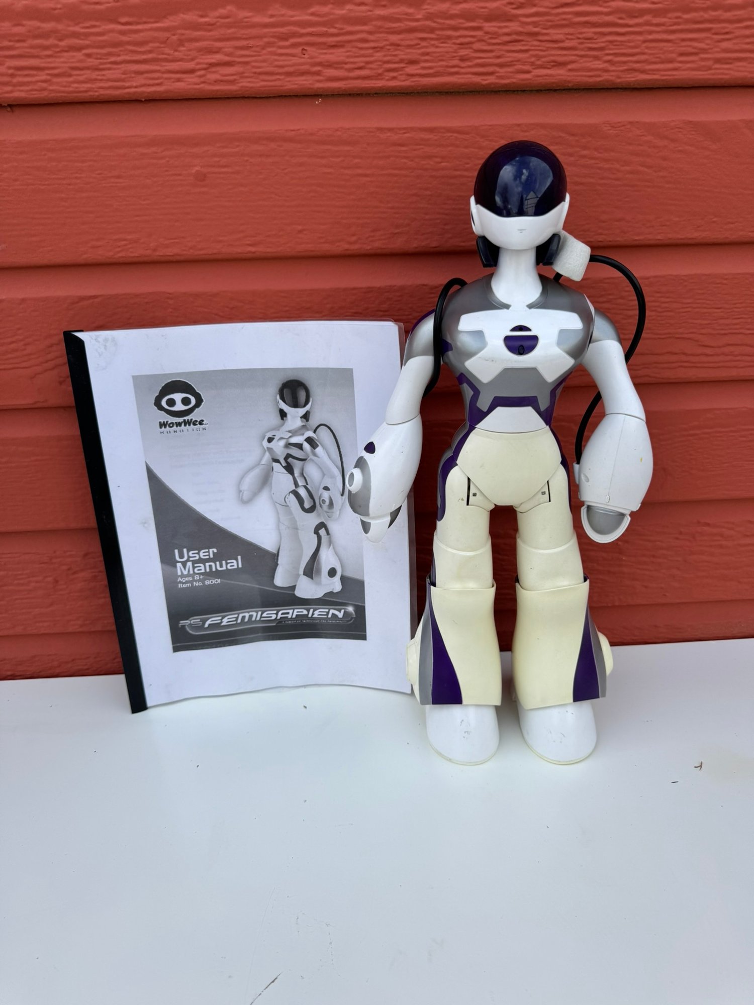 Look At This GEM! WOWWEE FEMISAPIEN FEMALE ROBOT, FULL SIZE 15 MODEL ...