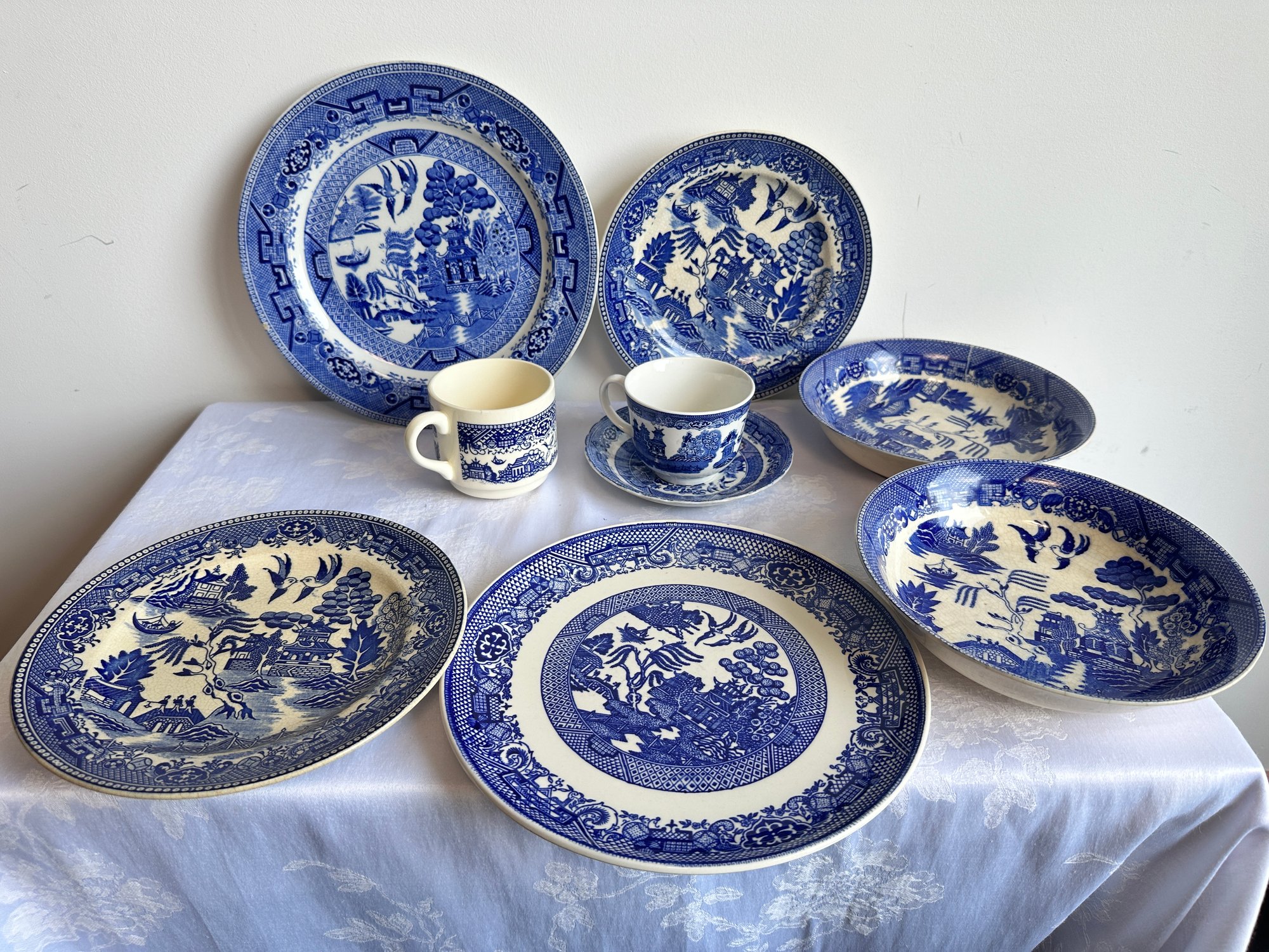 Antique Blue Willow Pattern Dinnerware Set, Mixed Origins #1364 ...