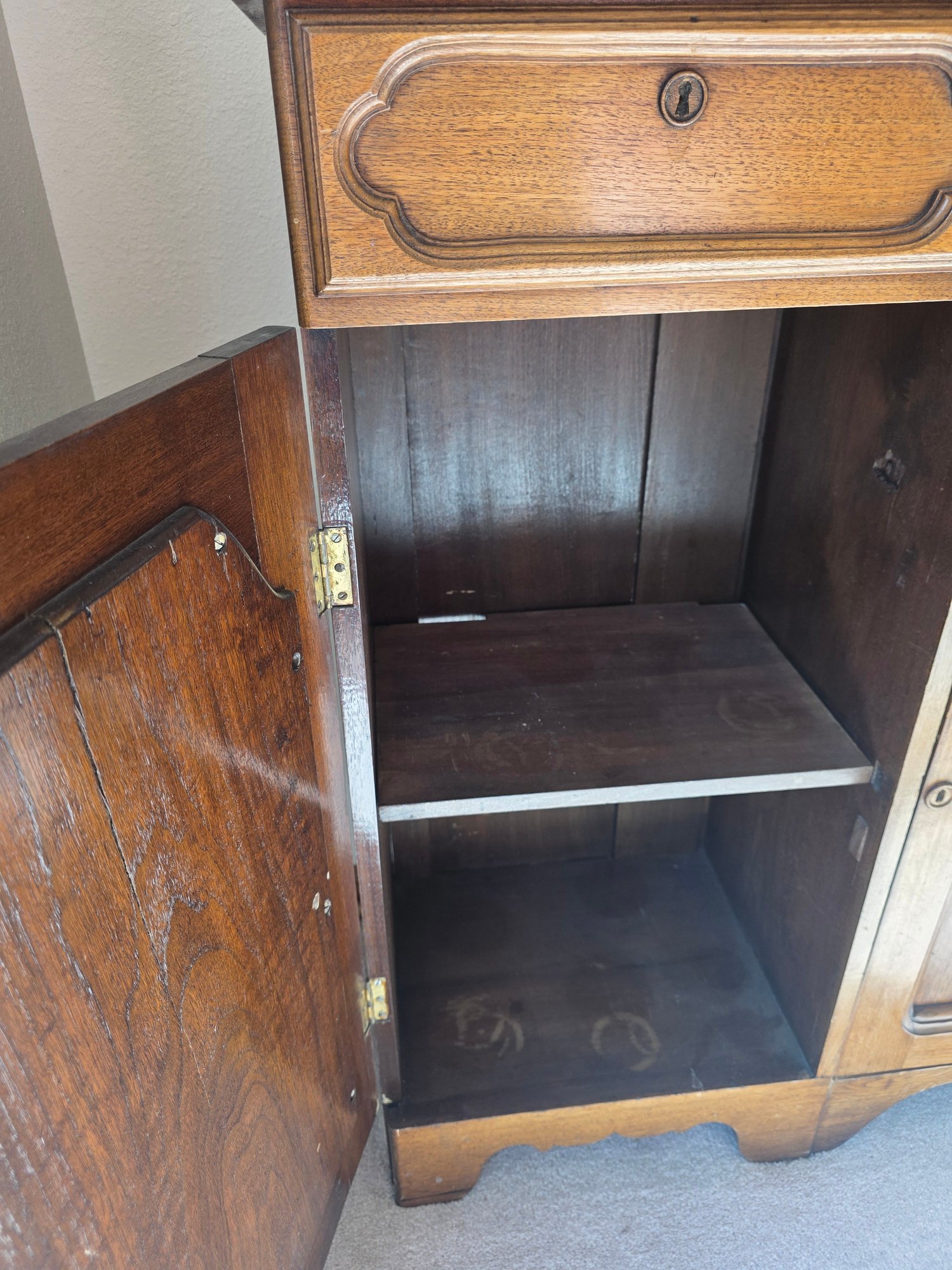 Antique China Hutch With Original Glass #1917 | Auctionninja.com