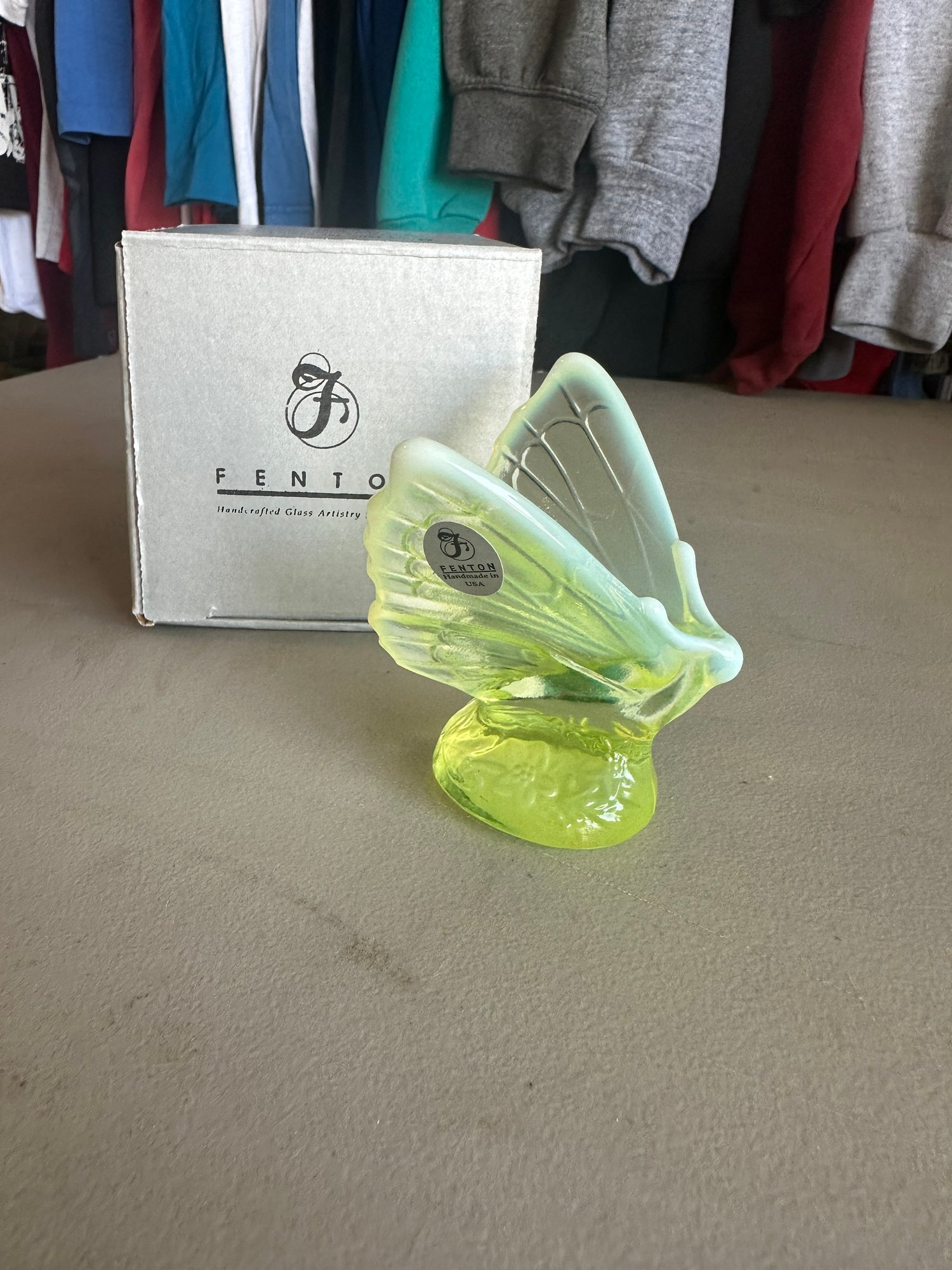 Signed Fenton Yellow Butterfly In Box #23172 | Auctionninja.com