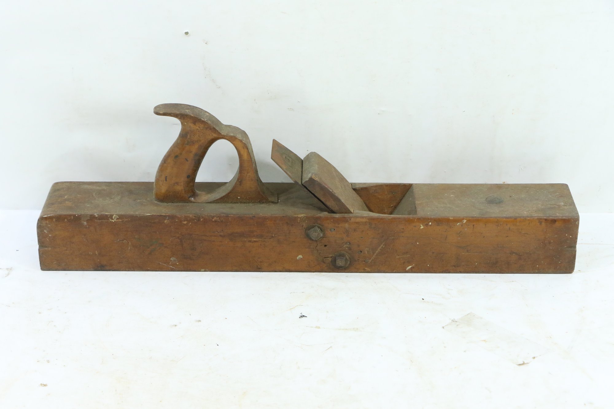 Large Antique Wood Block Plane #172677 | Auctionninja.com